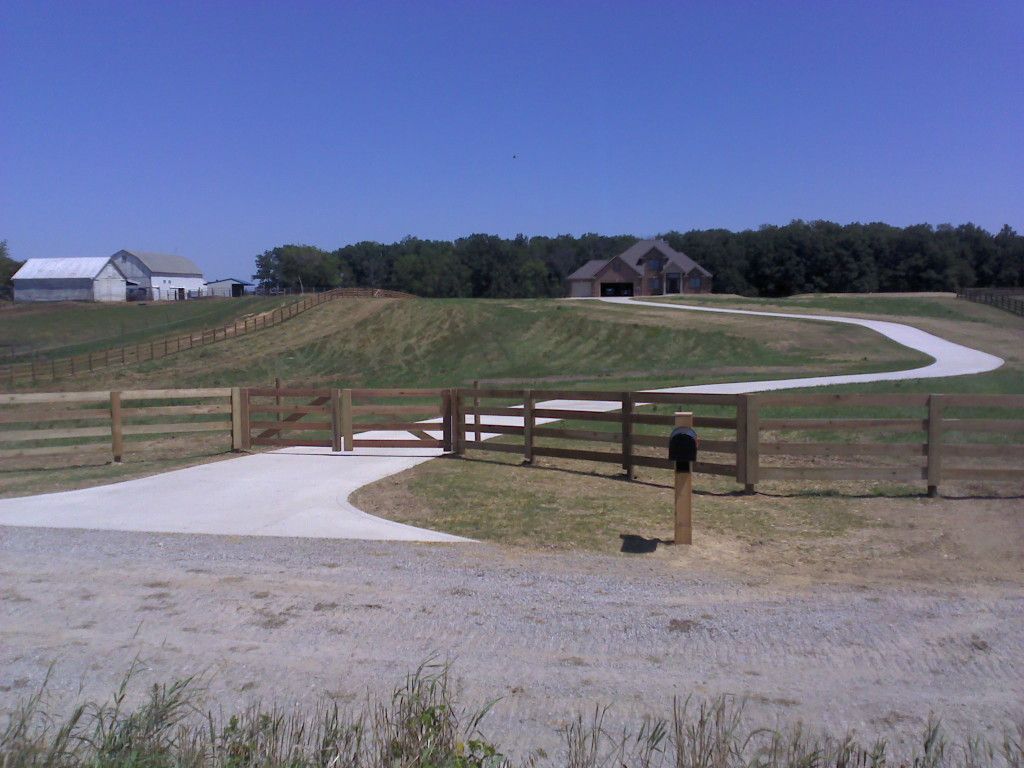 Agricultural Fencing Contractors | Columbus, IN | IAF