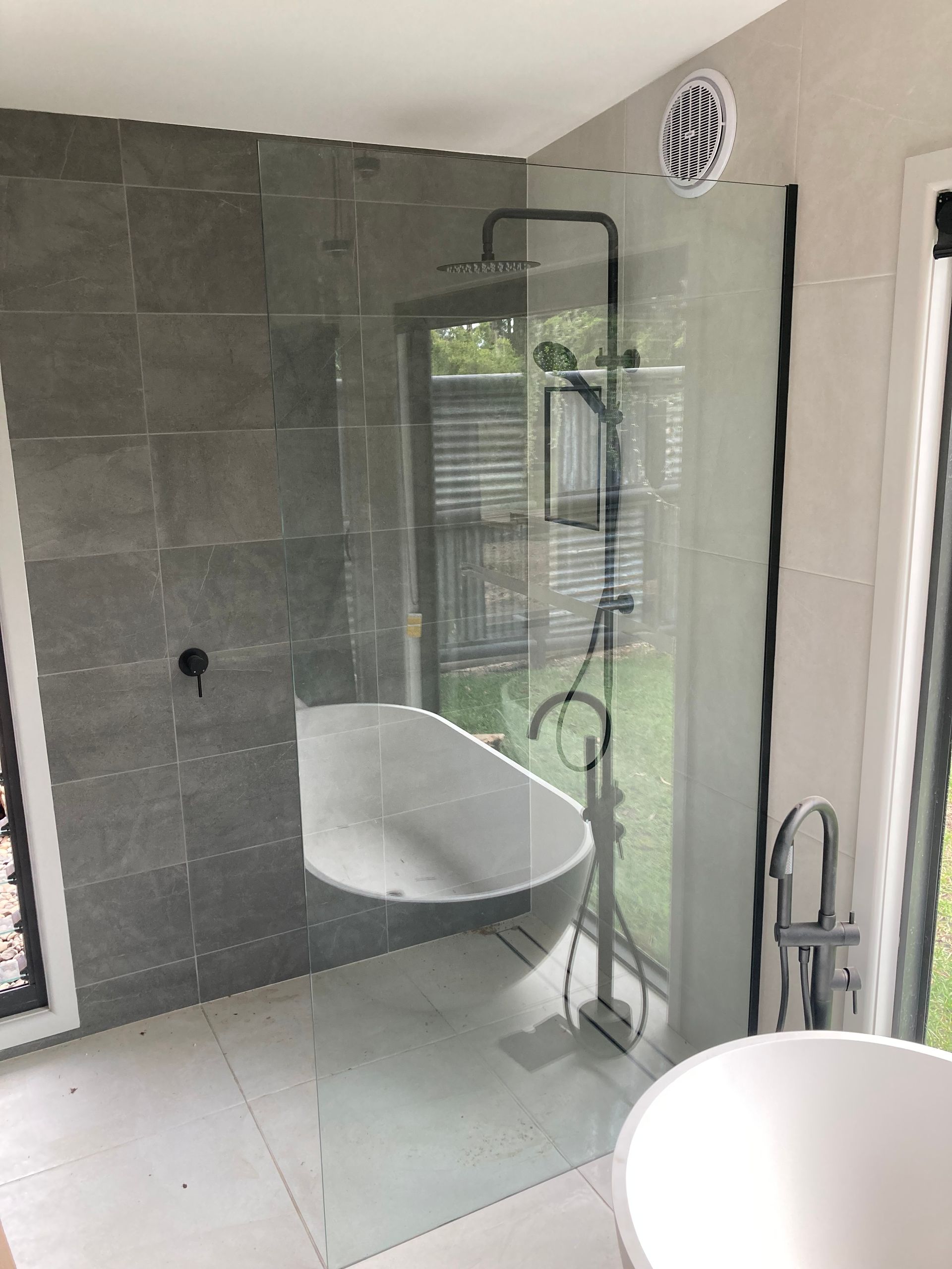 Shower Screens in Kempsey | Patterson Glass Works