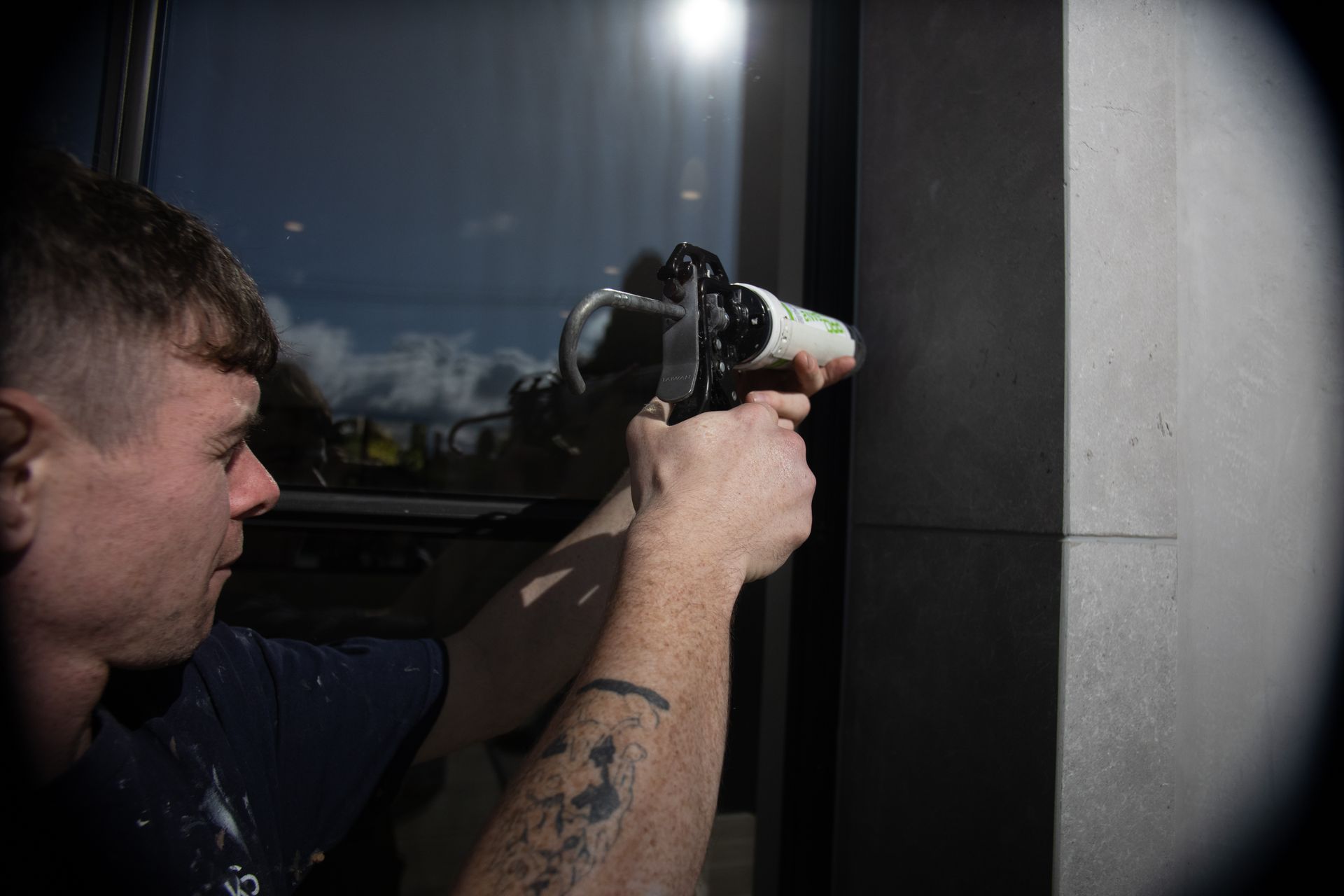 Tony Caulk's Pro Sealers : Residential Caulking Services