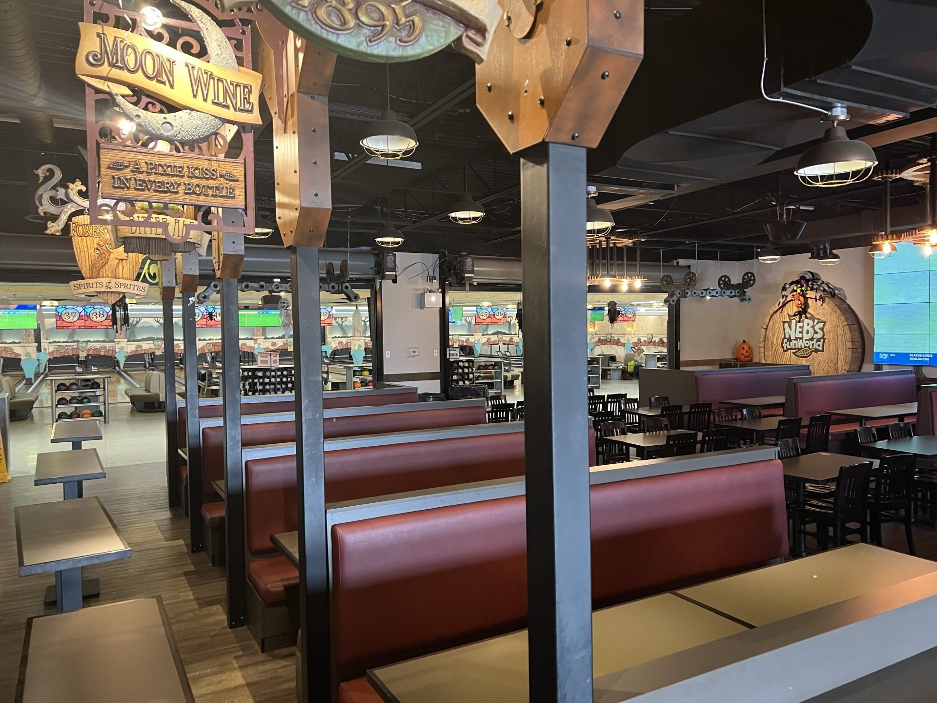 NEB's Fun World | Lounge & Bar