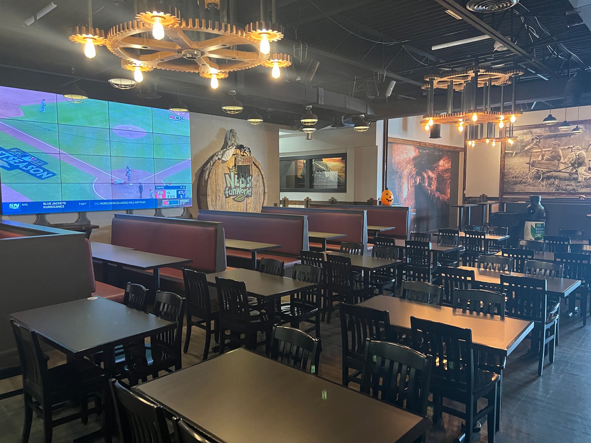 NEB's Fun World | Lounge & Bar