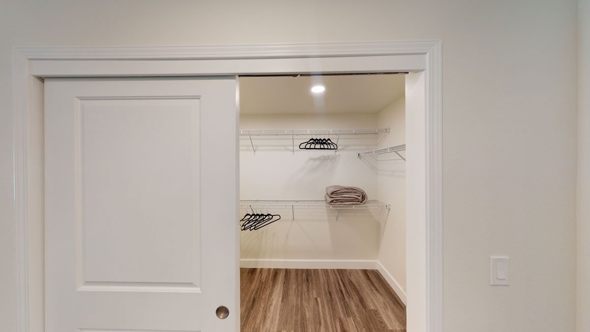 Gallery | Capitol Towers Apartment Homes