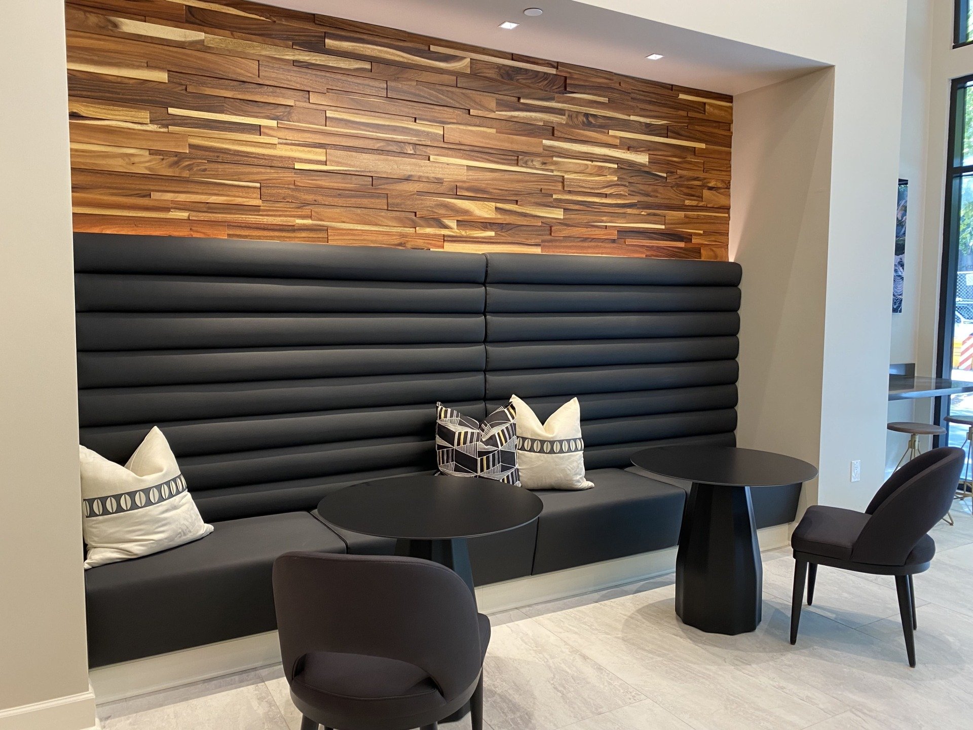 Gallery | Capitol Towers Apartment Homes