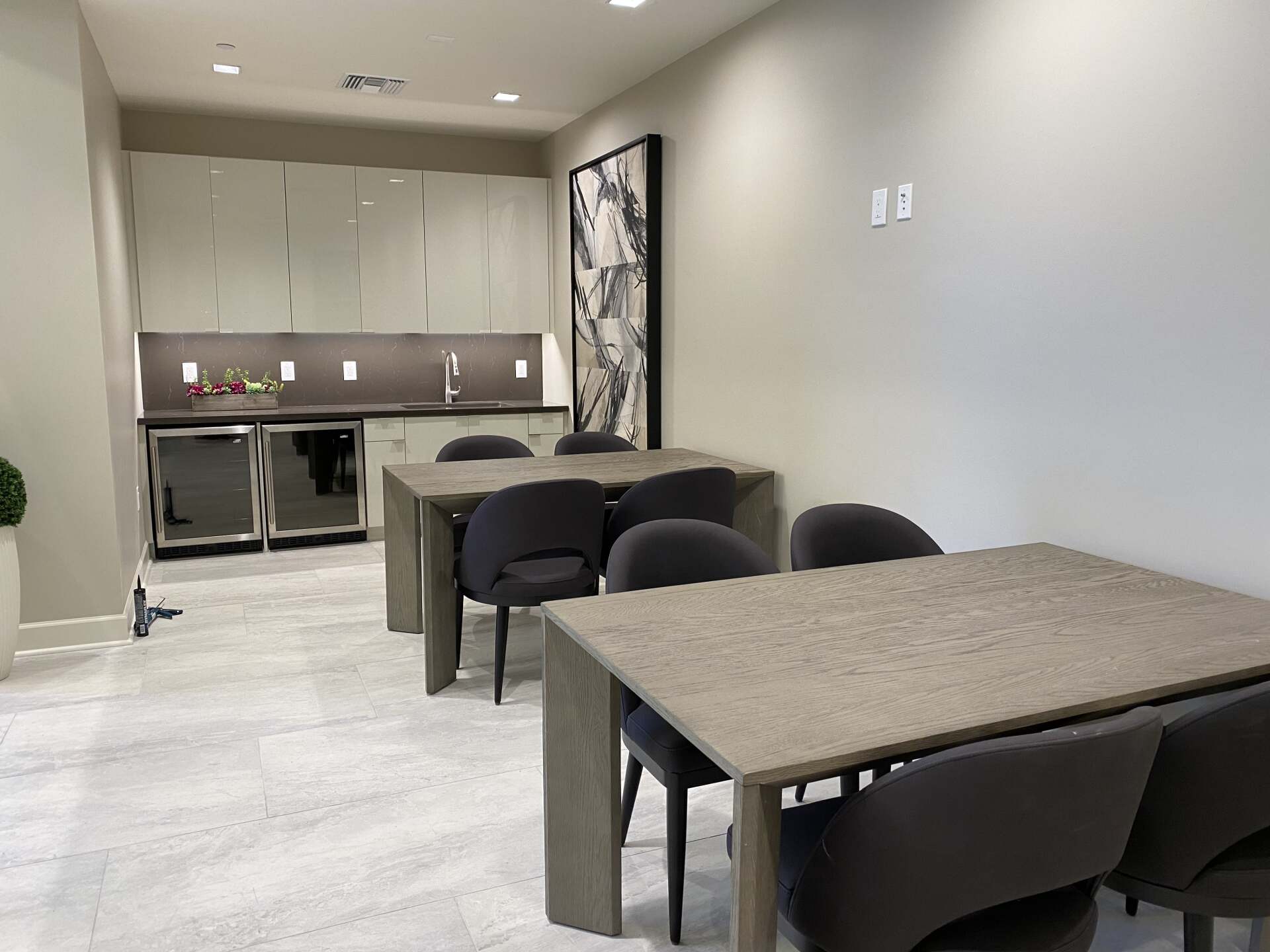 Gallery | Capitol Towers Apartment Homes