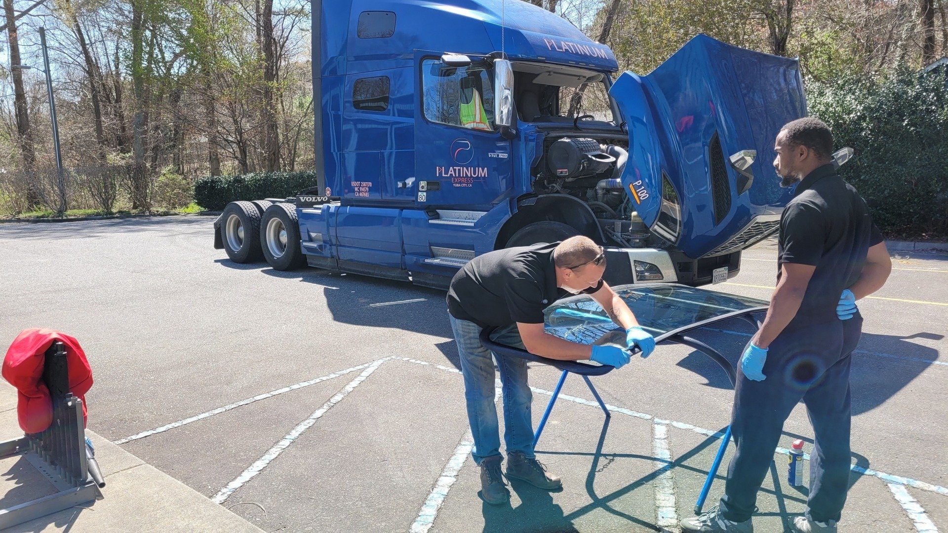 Semi Truck Windshield Replacement Near Me