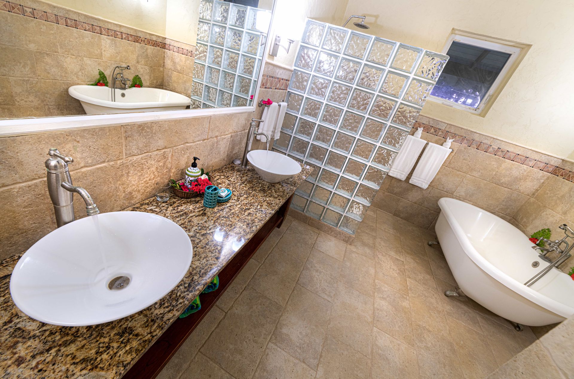 Riverside Suites - Rosalie Bay Resort/Hotel in Dominica