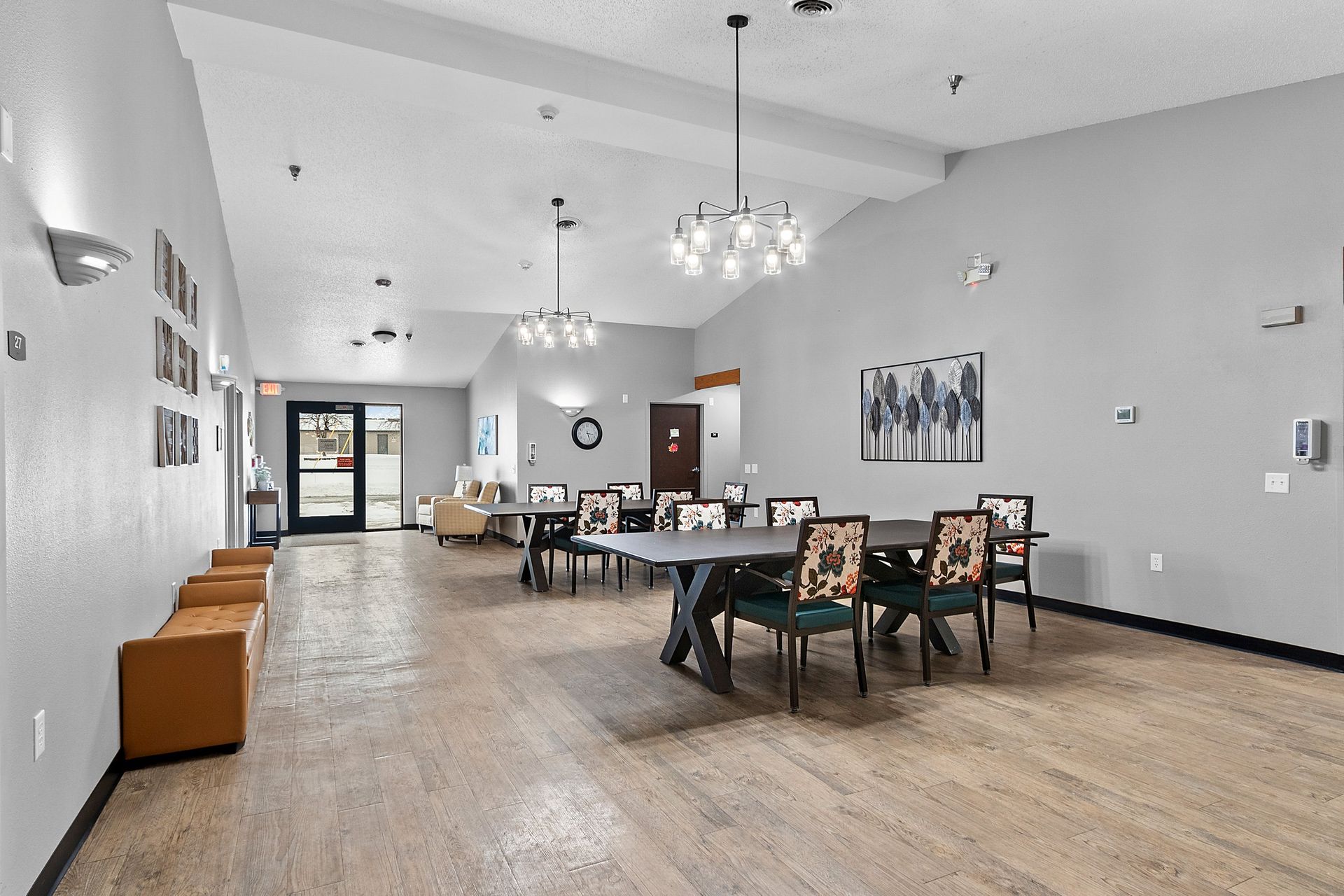 Memory Care Facility in Green Bay - Caraton Commons