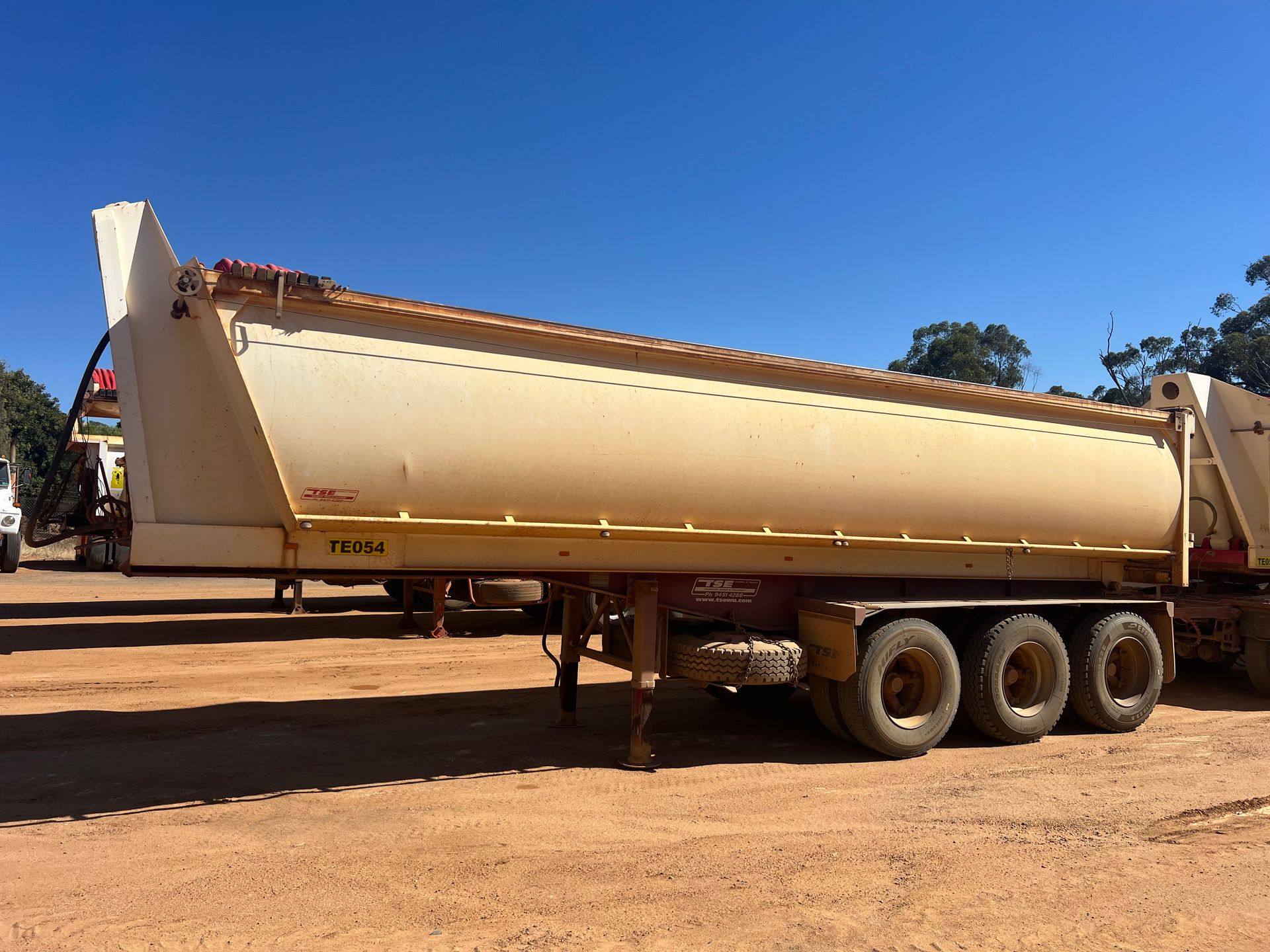 Roadwest RWT-TRT-350 (2012) | Perth