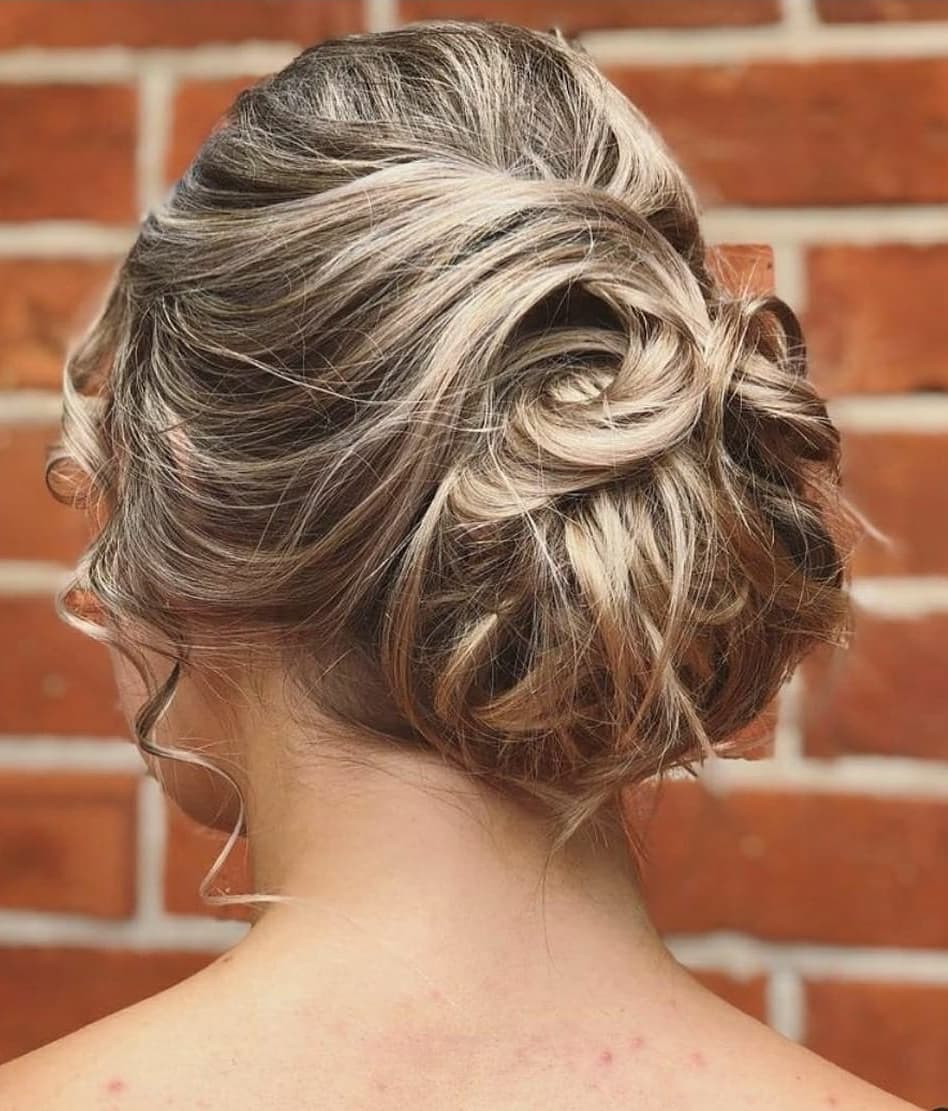 Berry Lane | Hairdressers in Cairns