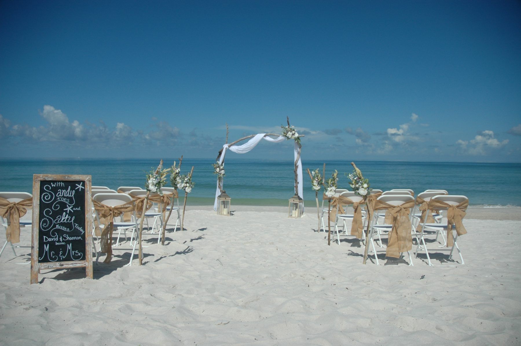 Burlap Wedding Decor | Rustic Beach Theme