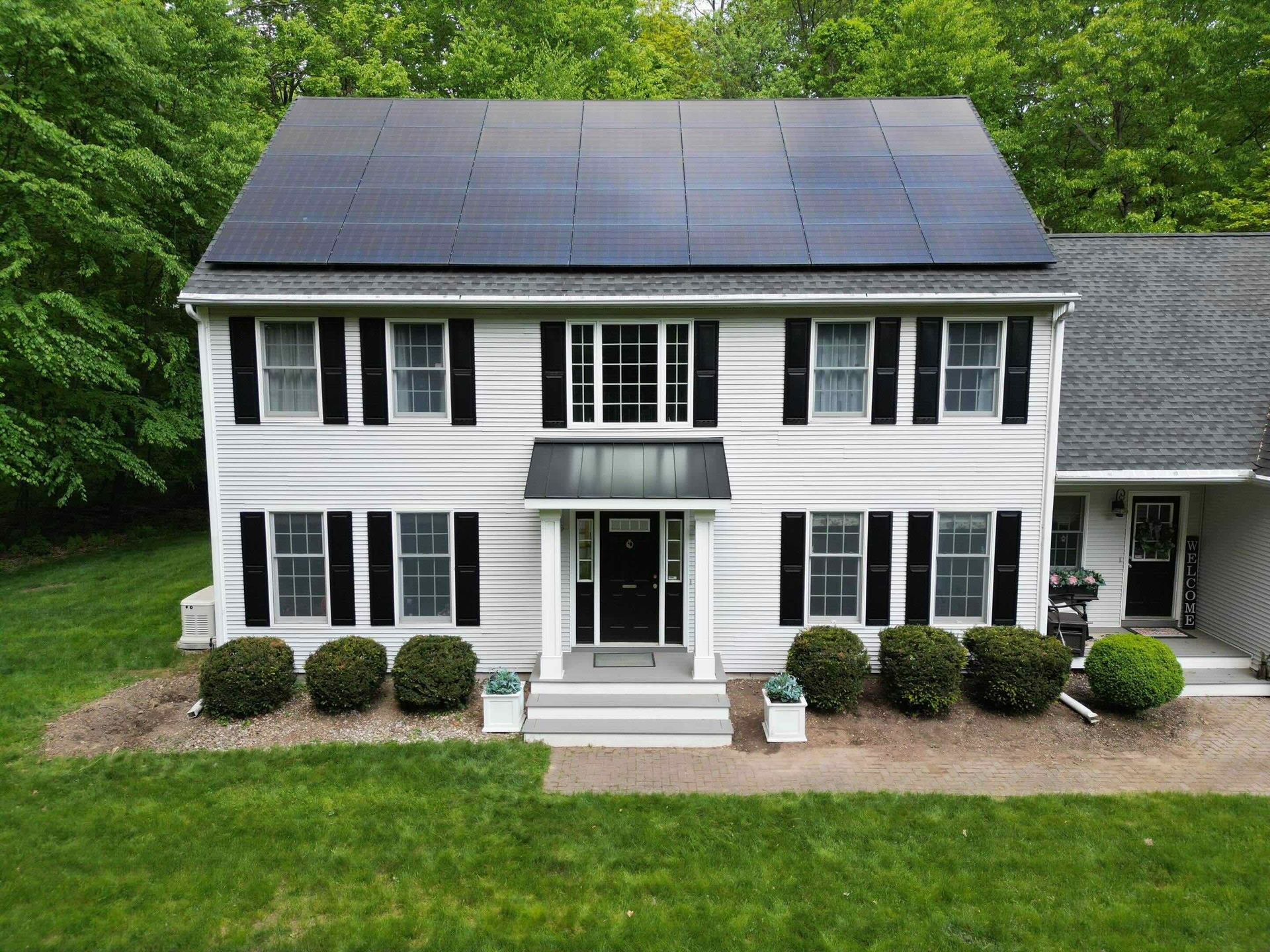 Portfolio: Standing Seam Metal Accent in Canton, Connecticut