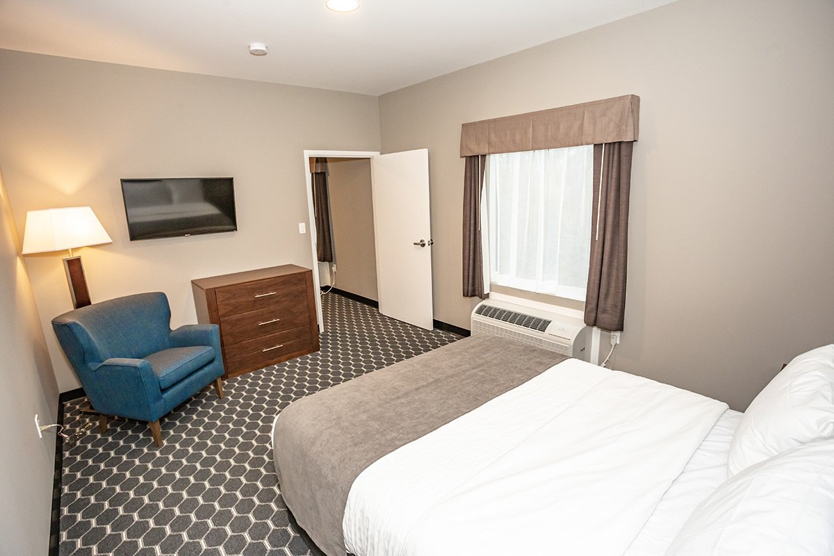 The Blue Crescent Hotels - Carman MB