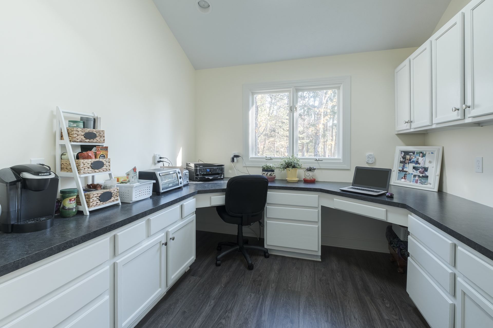 Laundry/Office: Task-oriented Office Space: Hudson, OH | Anthony ...