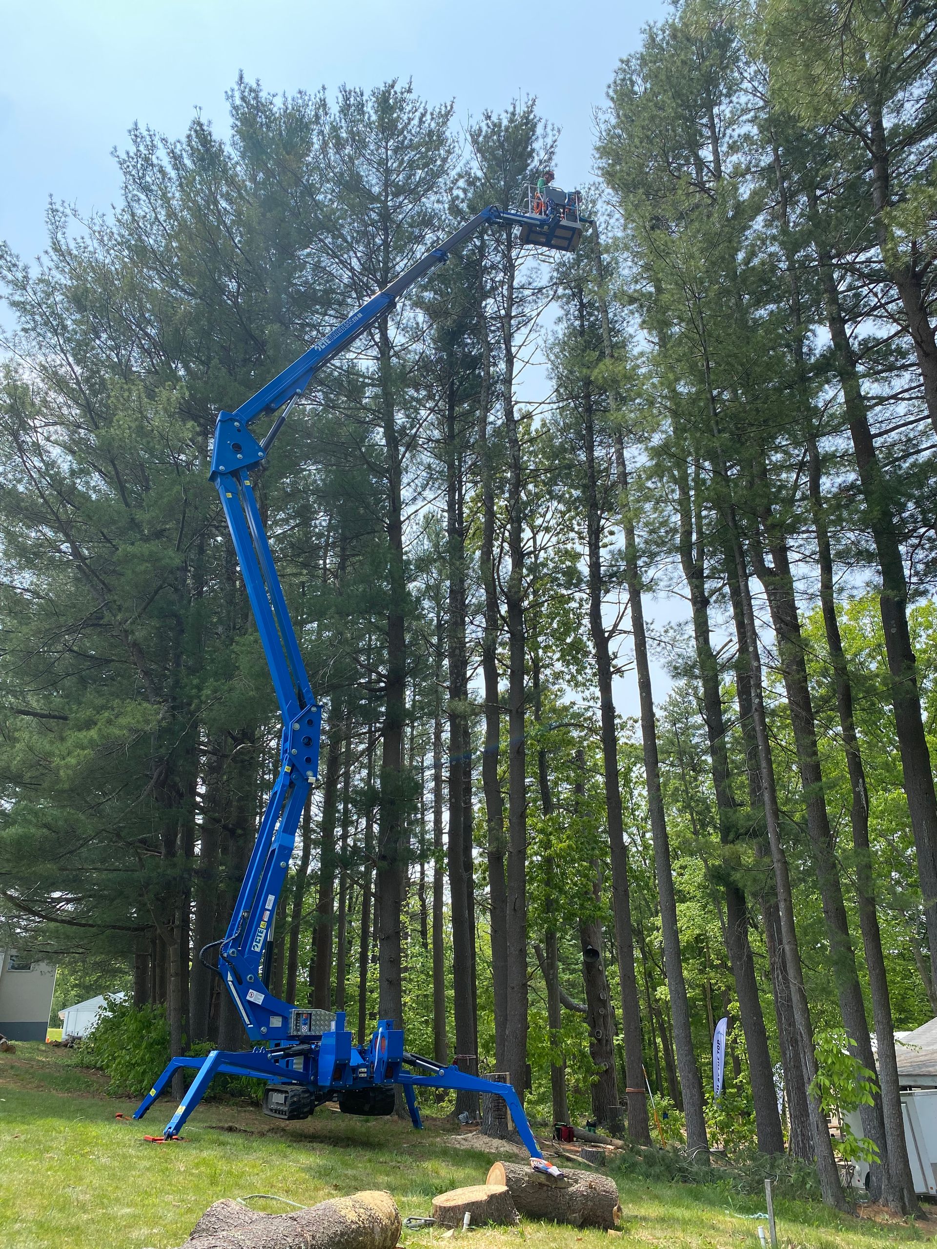 Arbor Lifts | Tree Trimming Lifts | | CTE North America