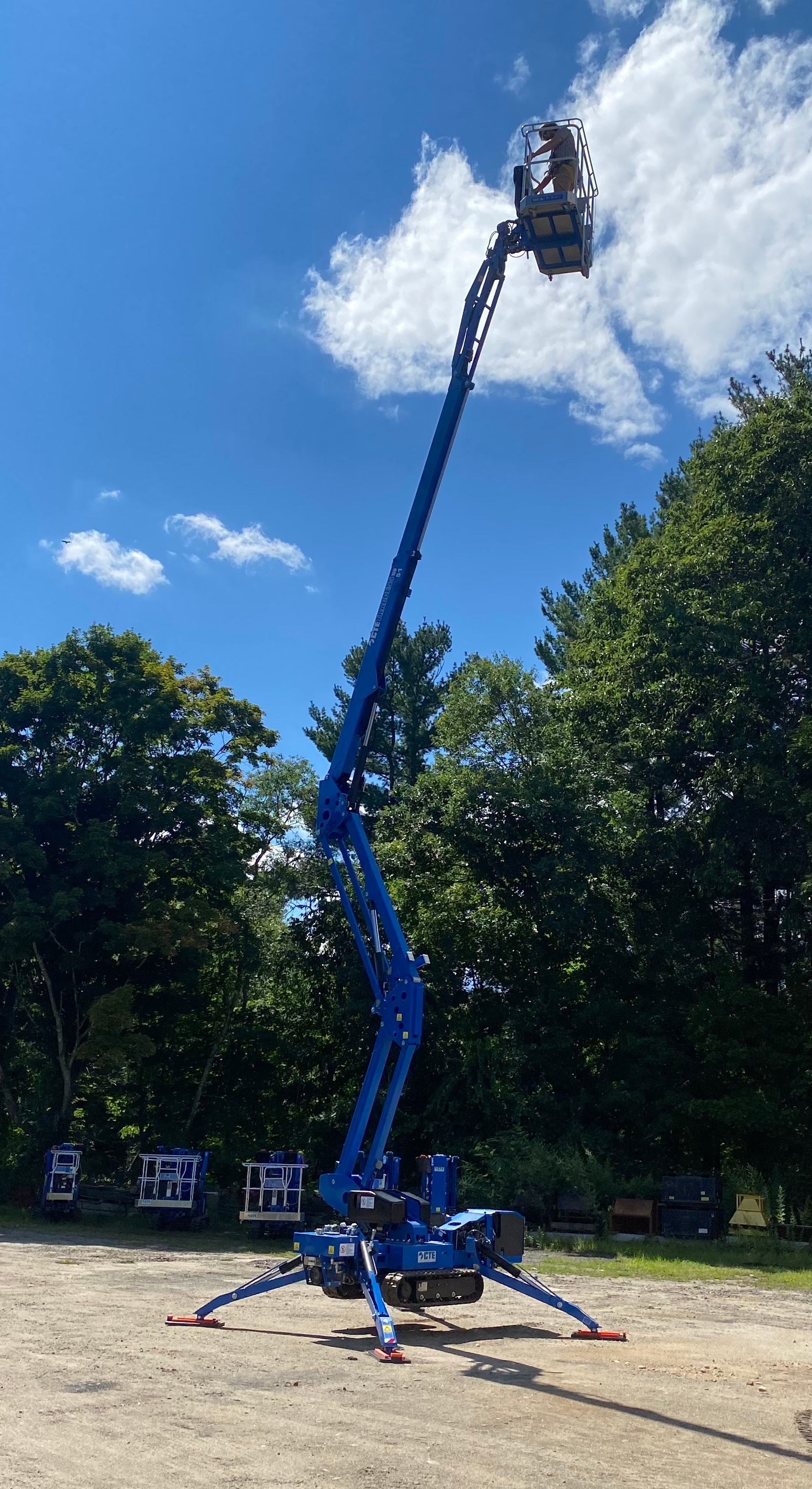 Arbor Lifts | Tree Trimming Lifts | | CTE North America