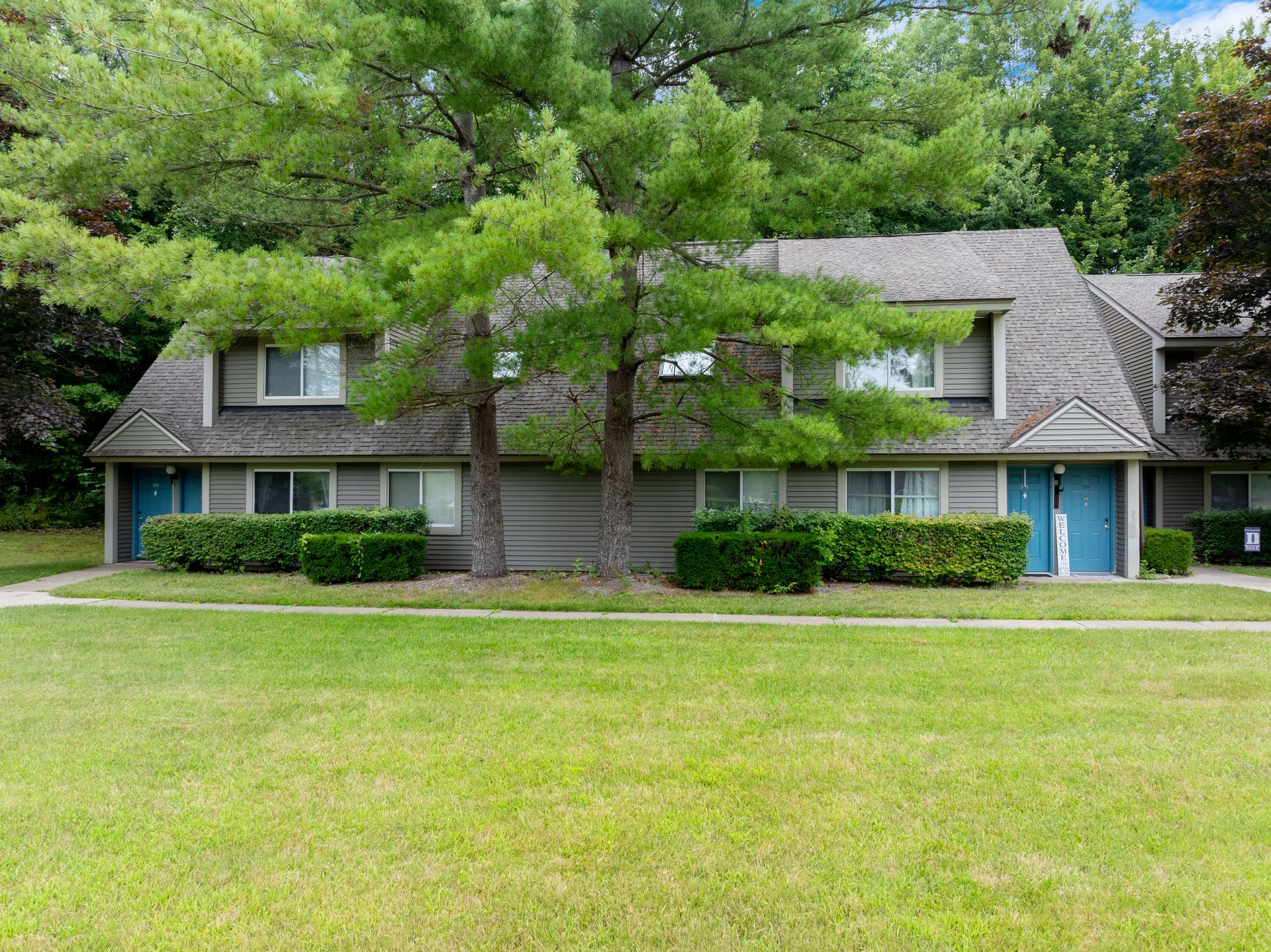 Meadowbrook Estates | Suburban Management | NJ