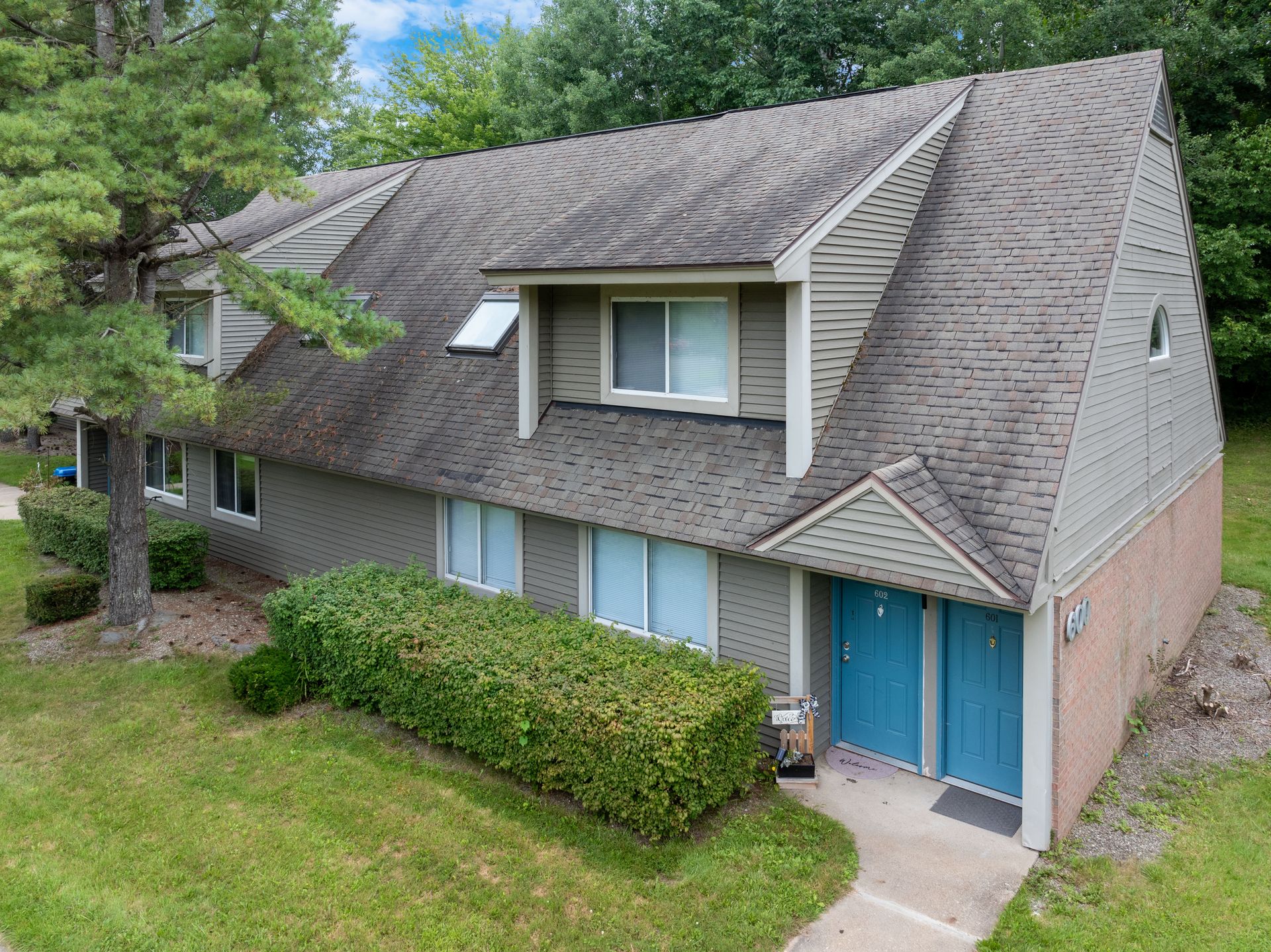 Meadowbrook Estates | Suburban Management | NJ