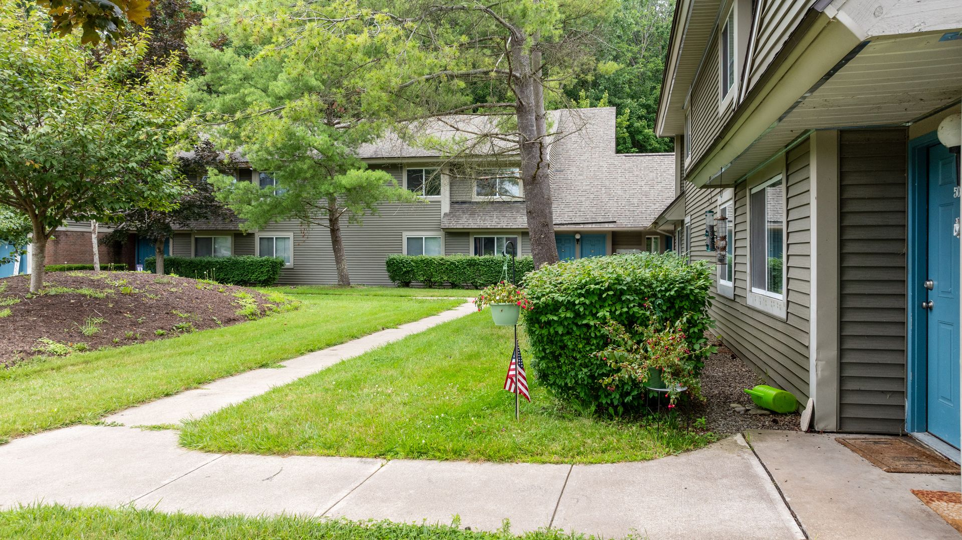 Meadowbrook Estates | Suburban Management | NJ
