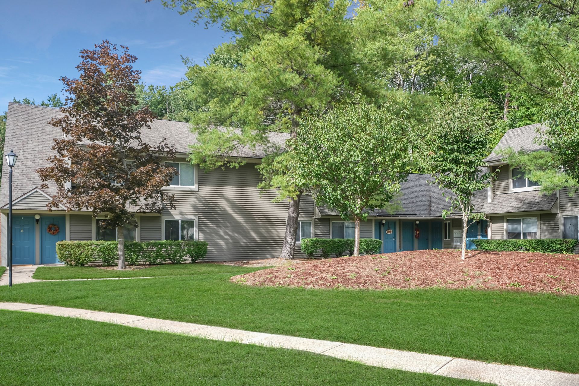 Meadowbrook Estates | Suburban Management | NJ