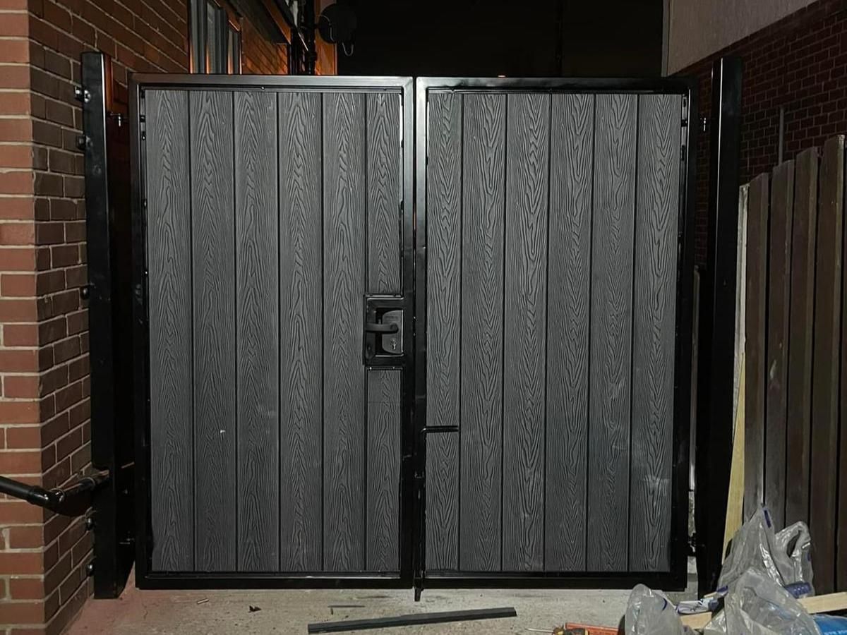 Composite Driveway Gates - Composite Gates UK