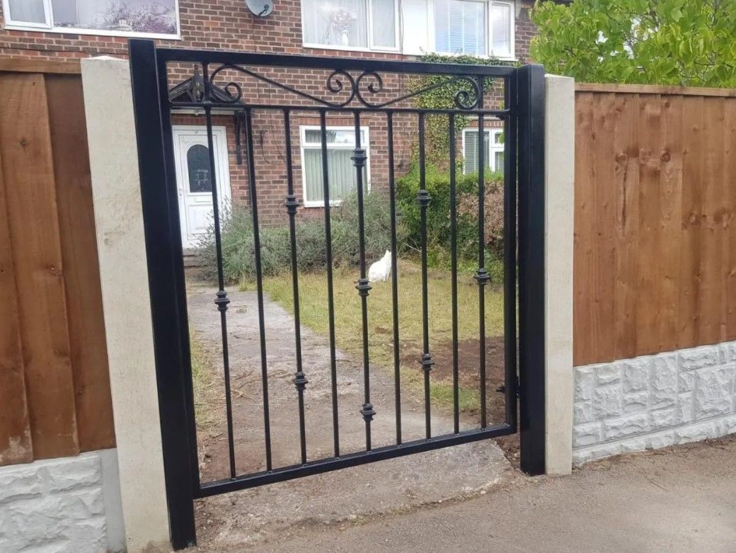 Composite Gates, Metal Gates, Driveway Gates Gloucester