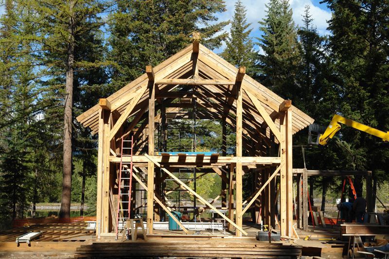 Montana Mountain Retreat - Timber Frame Construction