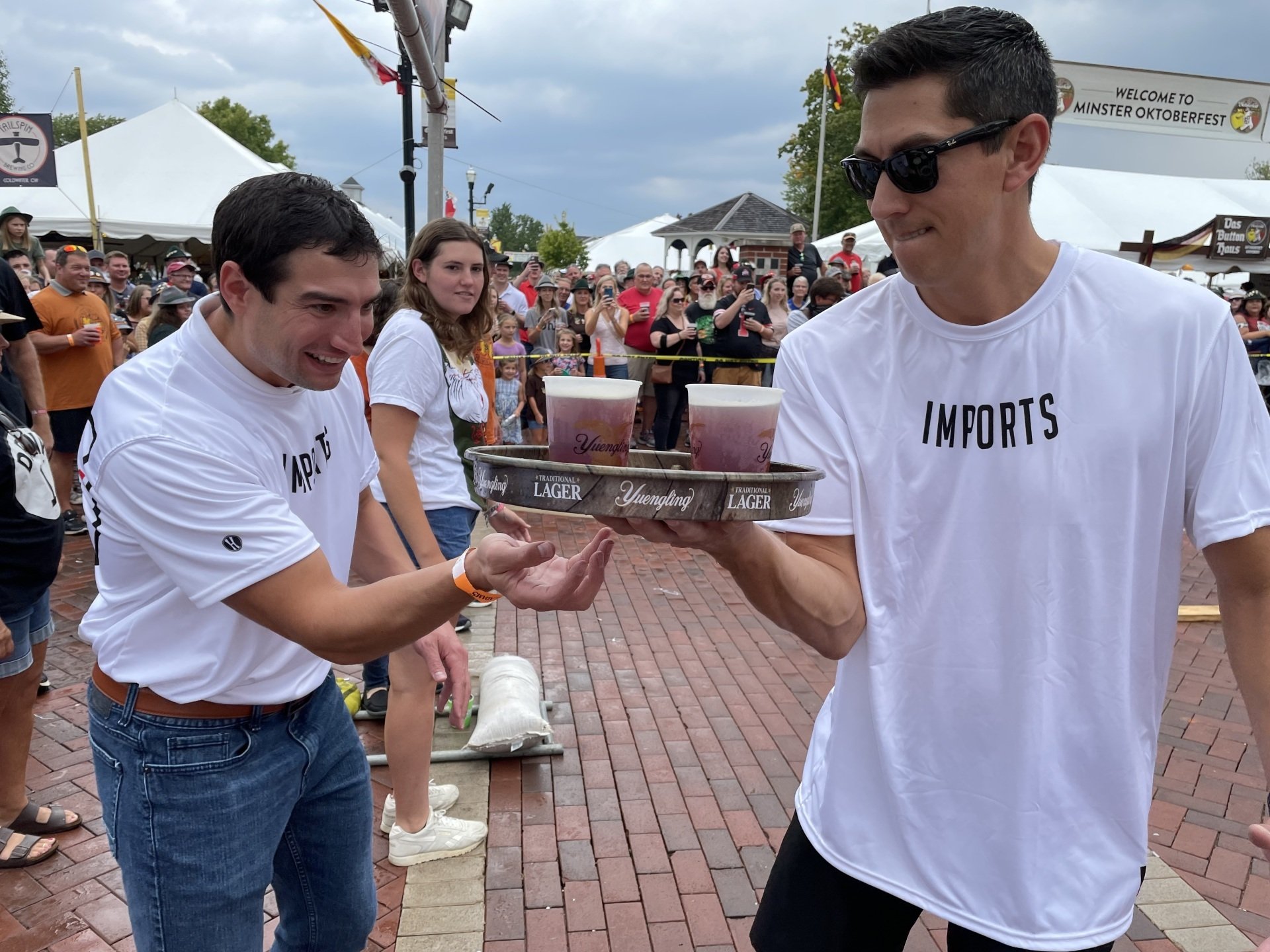 Minster Oktoberfest | Participate | Beer Tray Relay