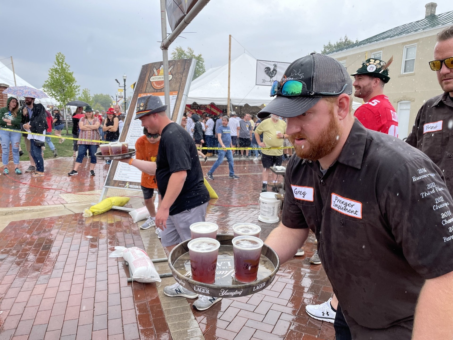 Minster Oktoberfest | Participate | Beer Tray Relay