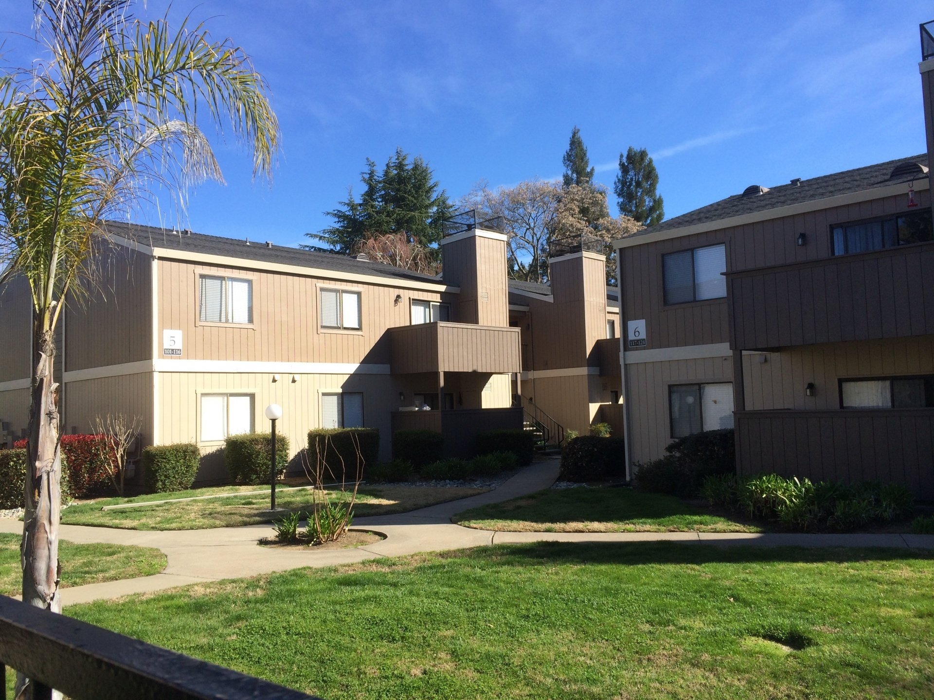 Hastings Ranch Apartments