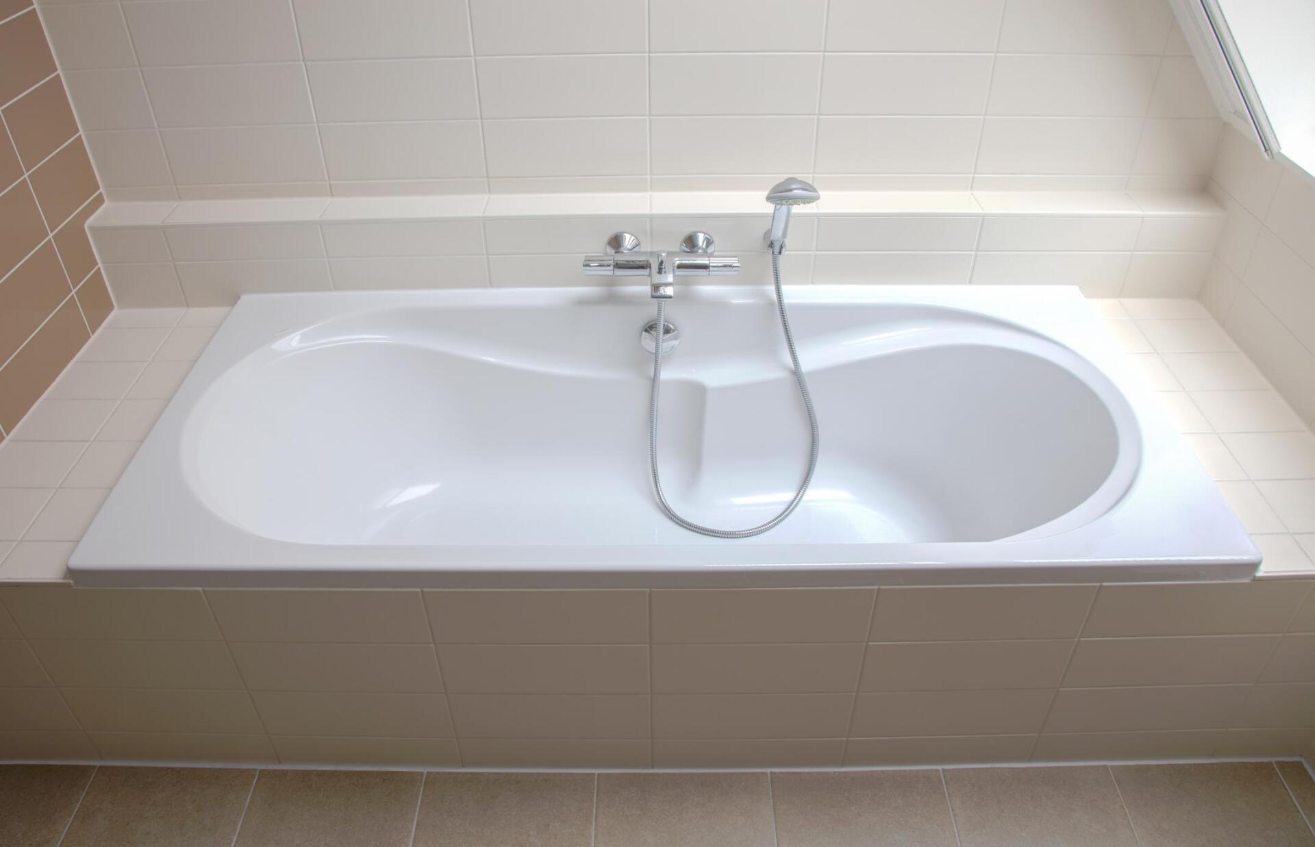 Bathtub Refinishing, Tub Reglazing, Plano, TX | Bath & Kitchen