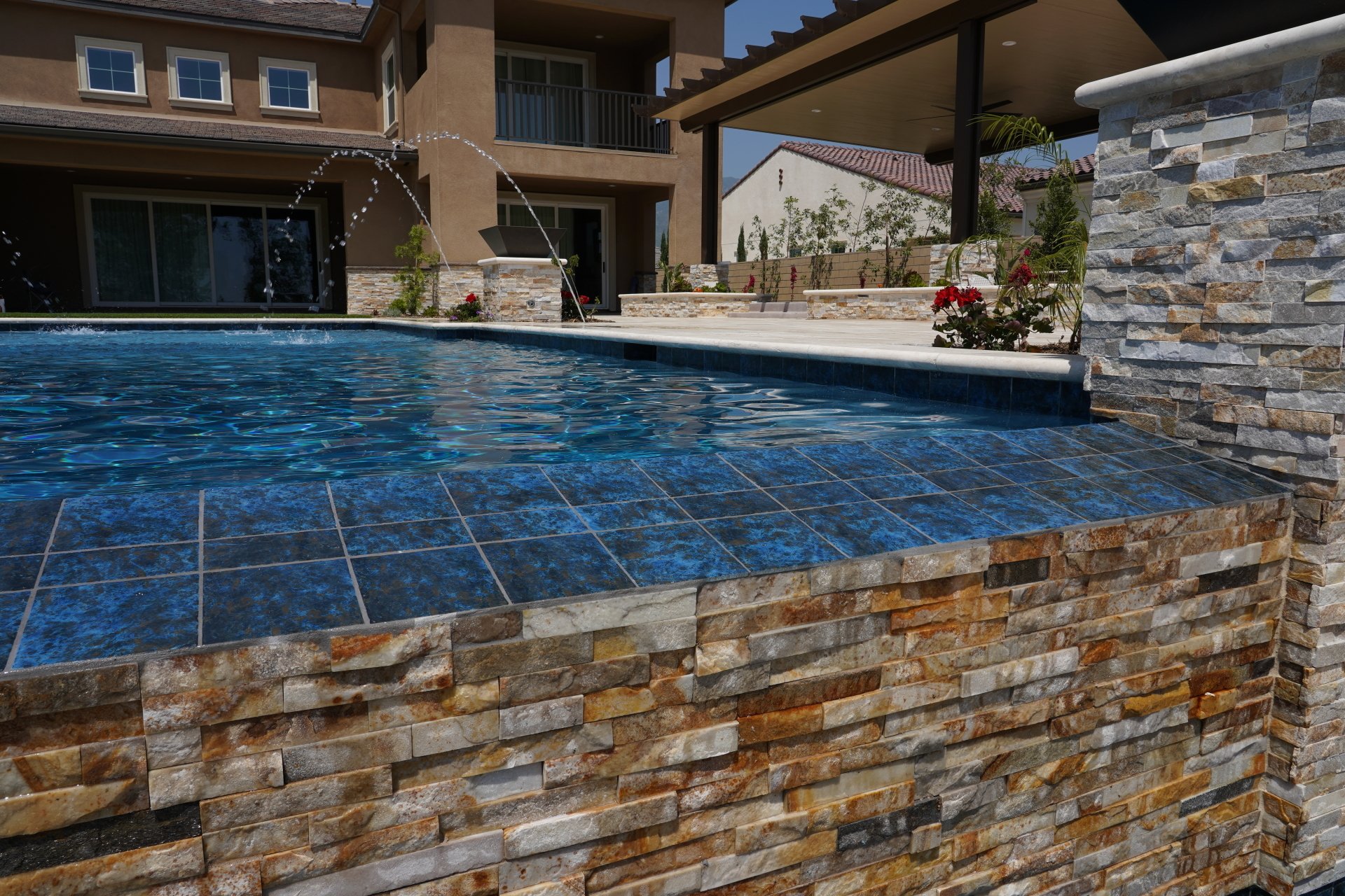 Infinite Luxury | Hansen Pools