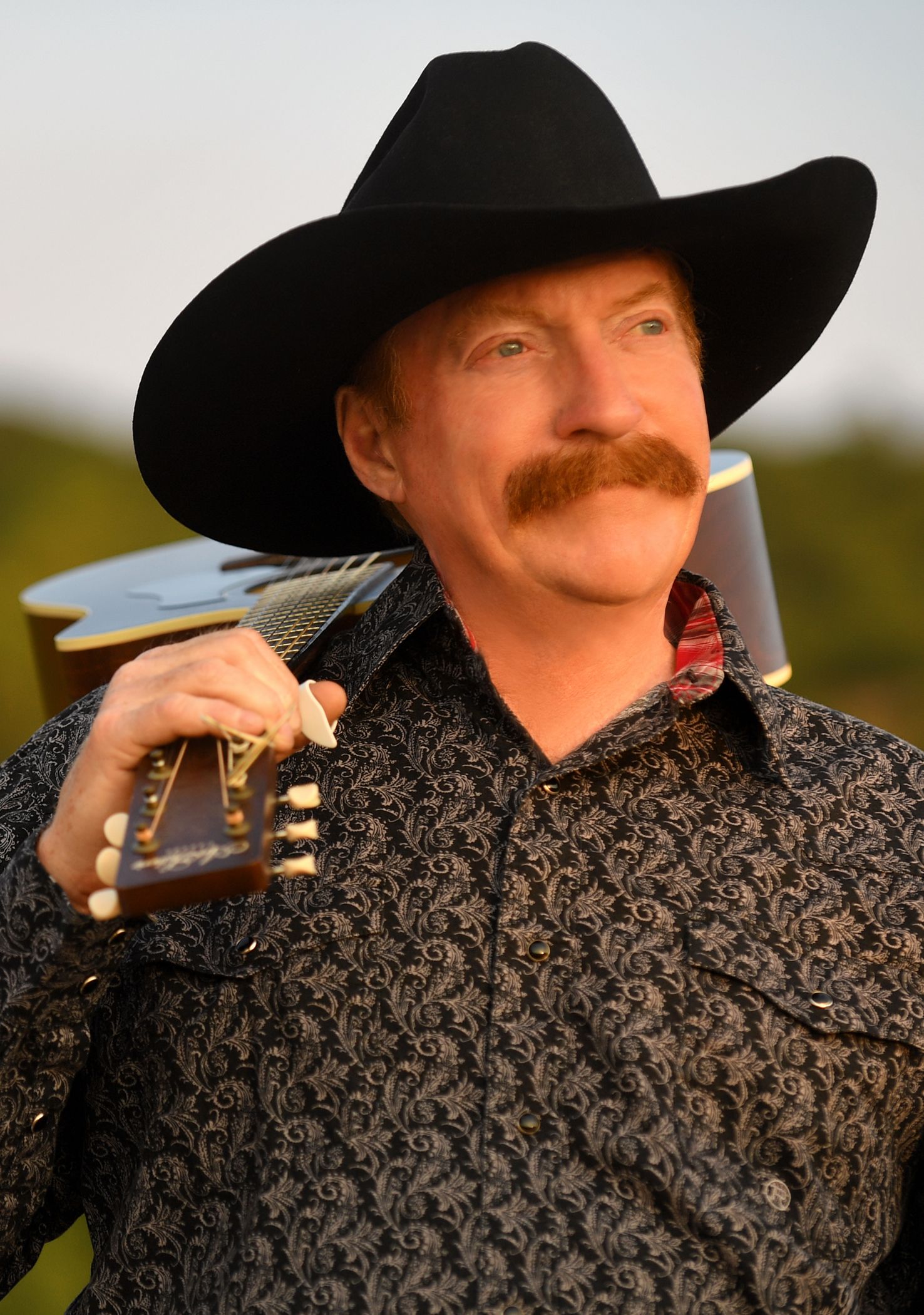 Fred McCarty Guitarist Vocalist- available through Kelly Productions ...