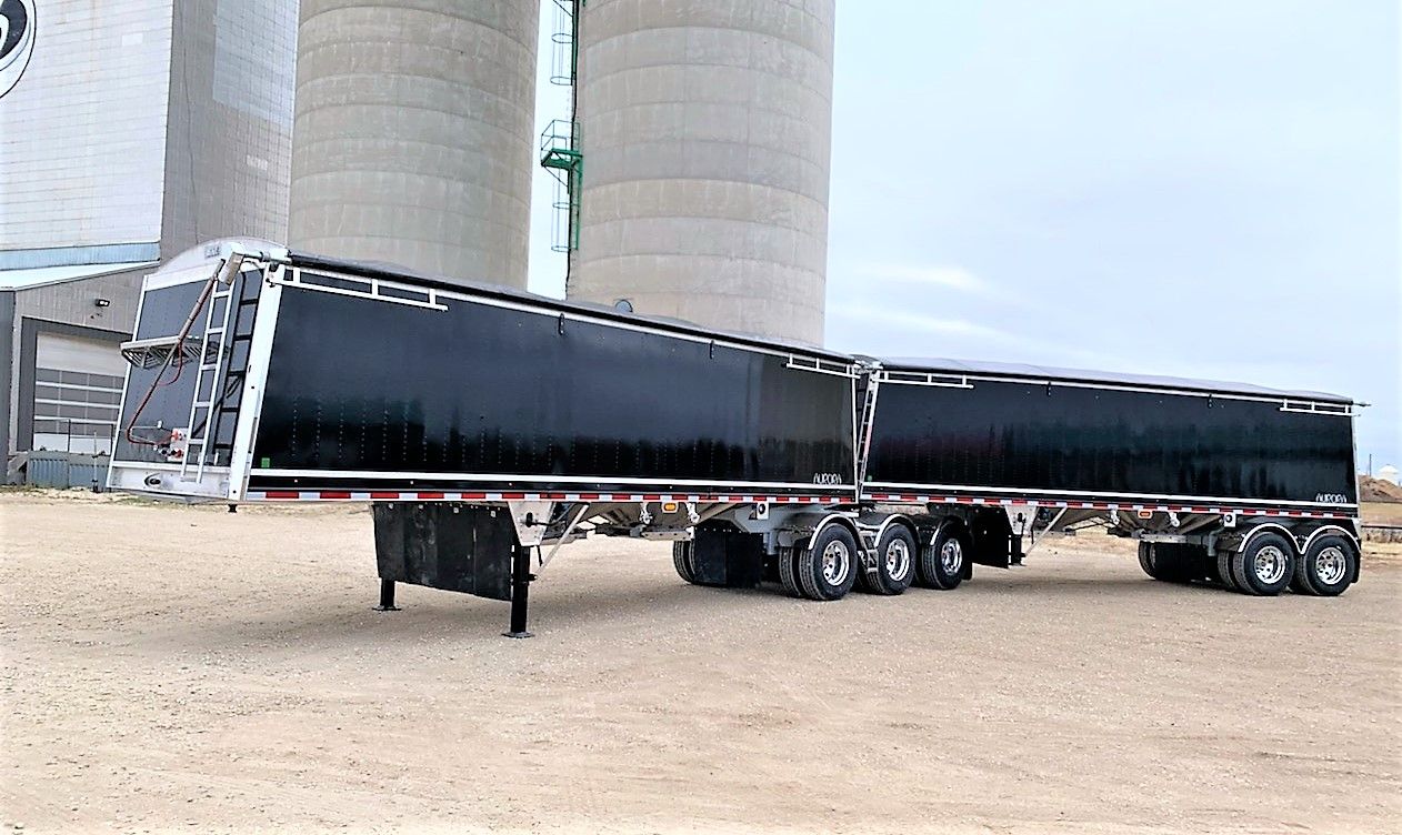 LONG-HAUL FLATBED TRANSPORT SERVICES flying falcon, Edmonton, Canada