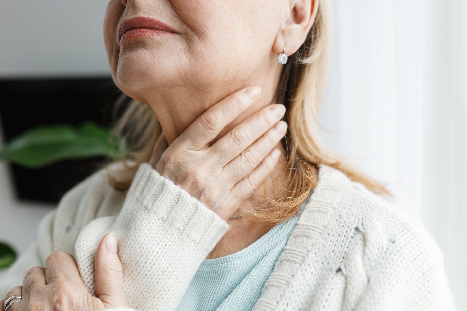 Thyroid Function and Aging: What Happens to Your Hormones Over Time
