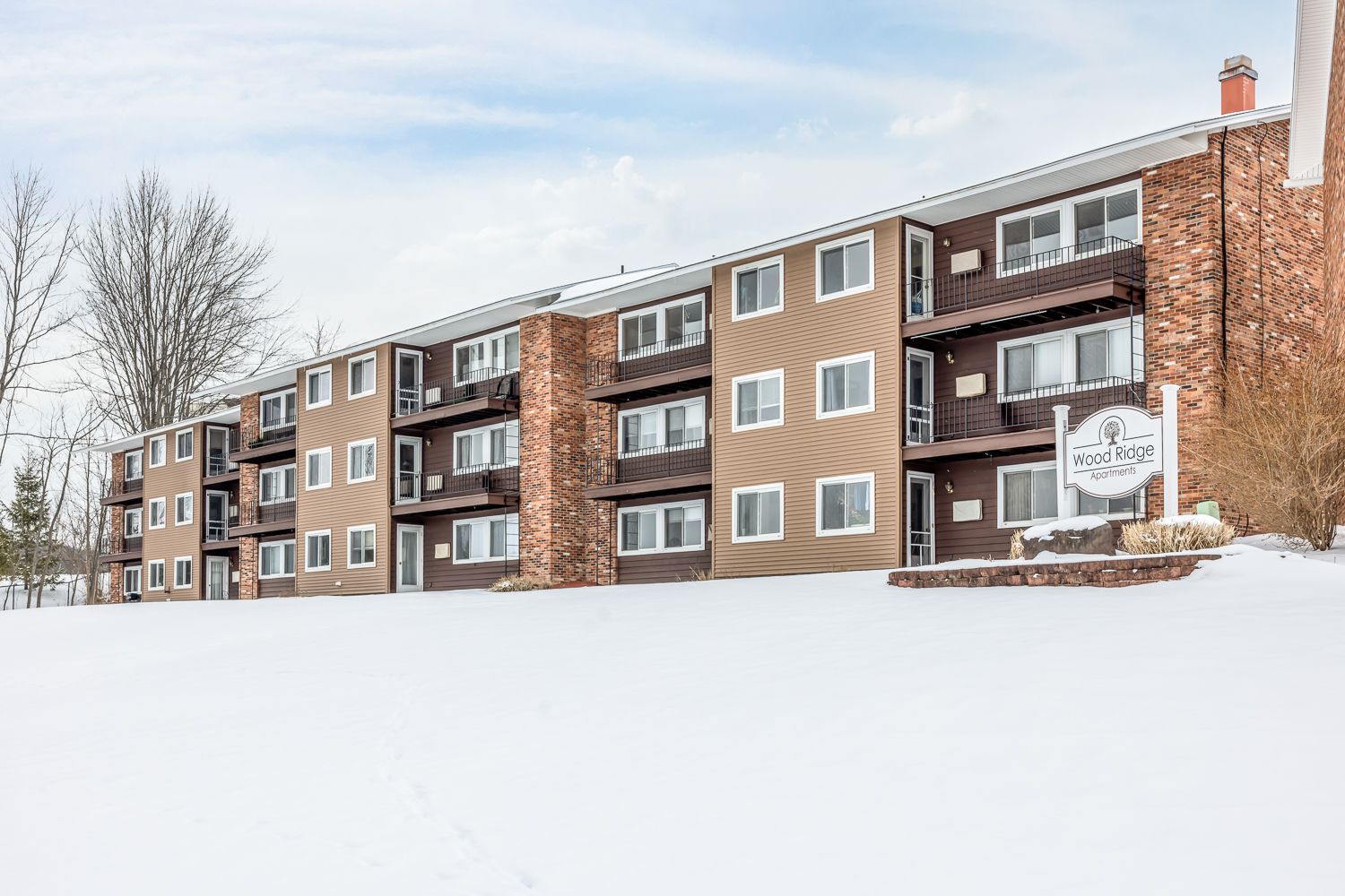 Wood Ridge Apartments, managed by Laral Management Apartments in ...