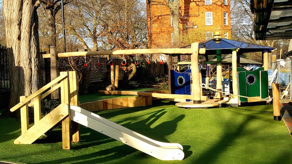 Early Years Playground Project, London | Curved Earth