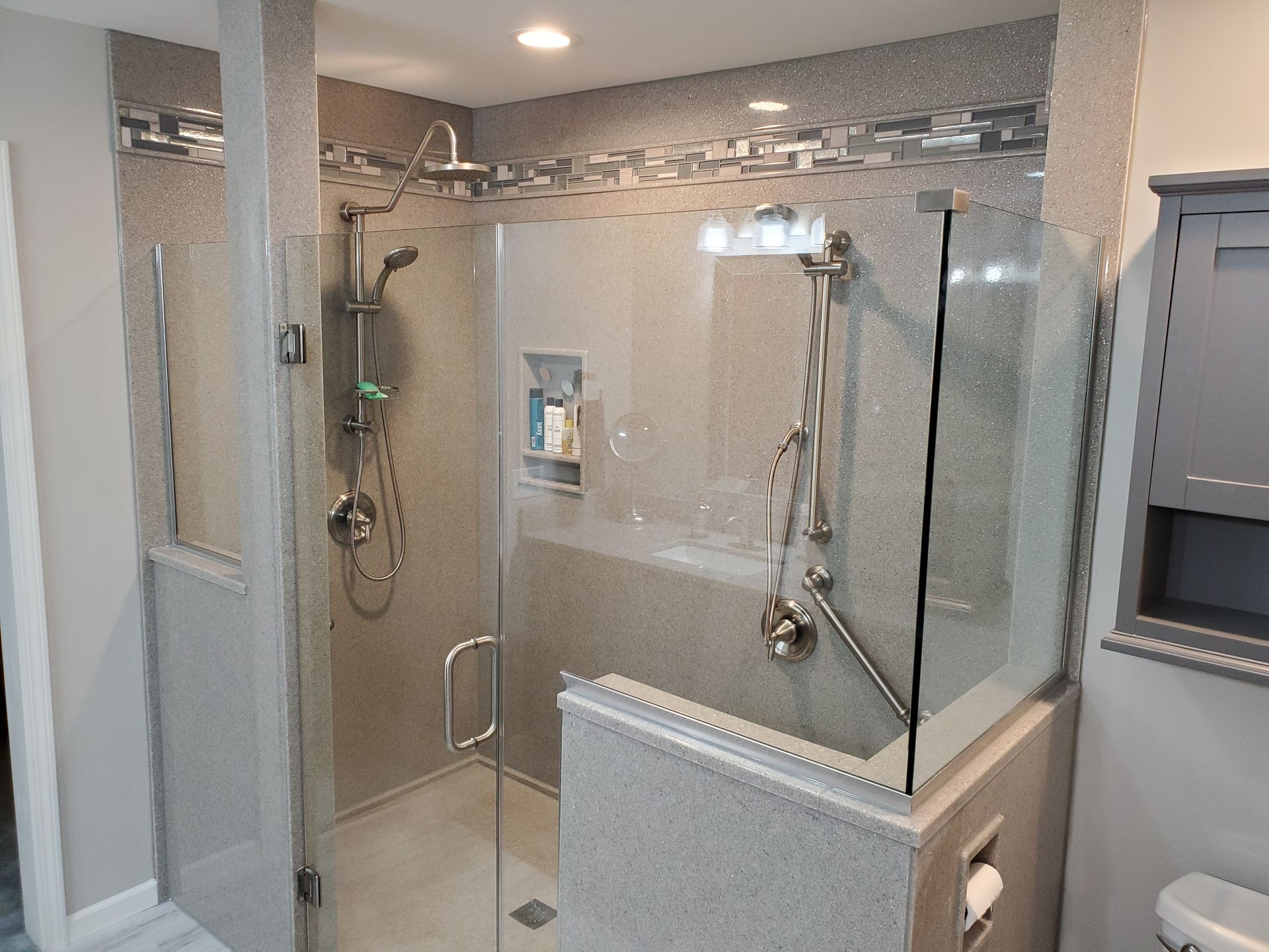 Gallery | Daniel Company Bathrooms | Evansville, Wisconsin