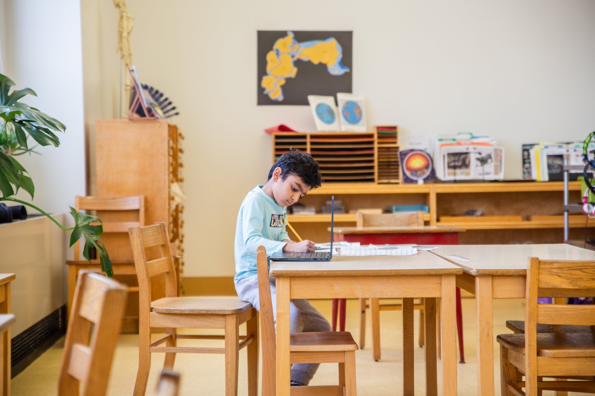 Lower Elementary Program | Milwaukee Montessori School