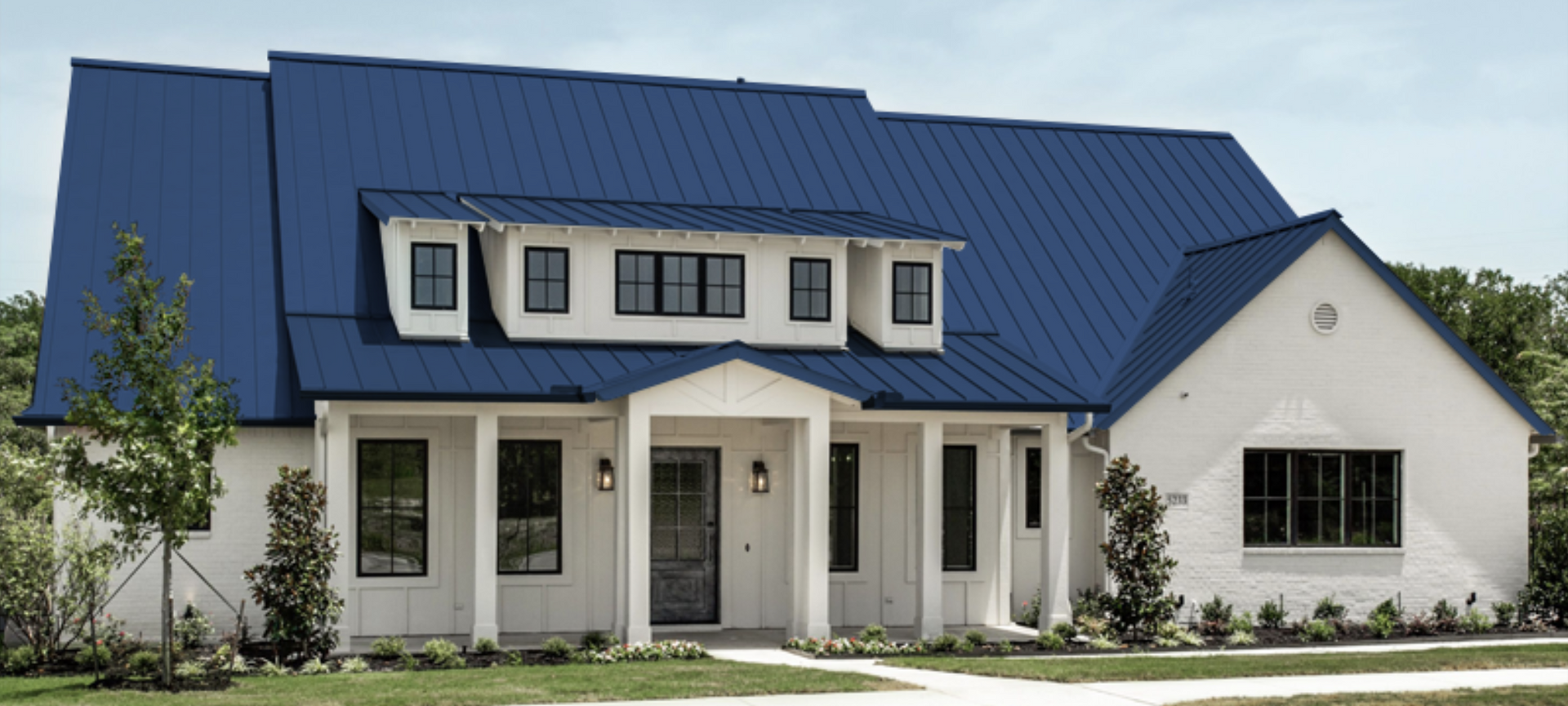 11 Stunning Metal Roof and Siding Color Combinations for Your Home