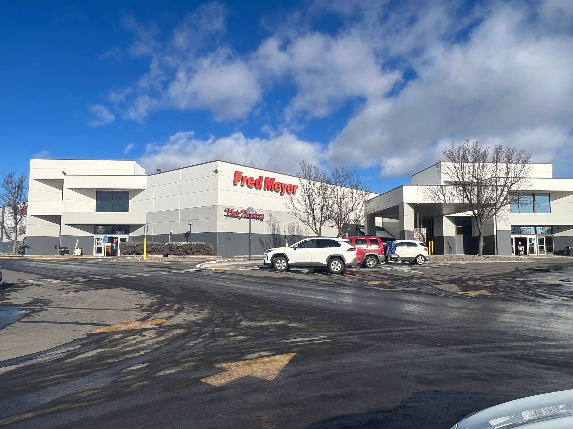 Henris Roofing and Supply