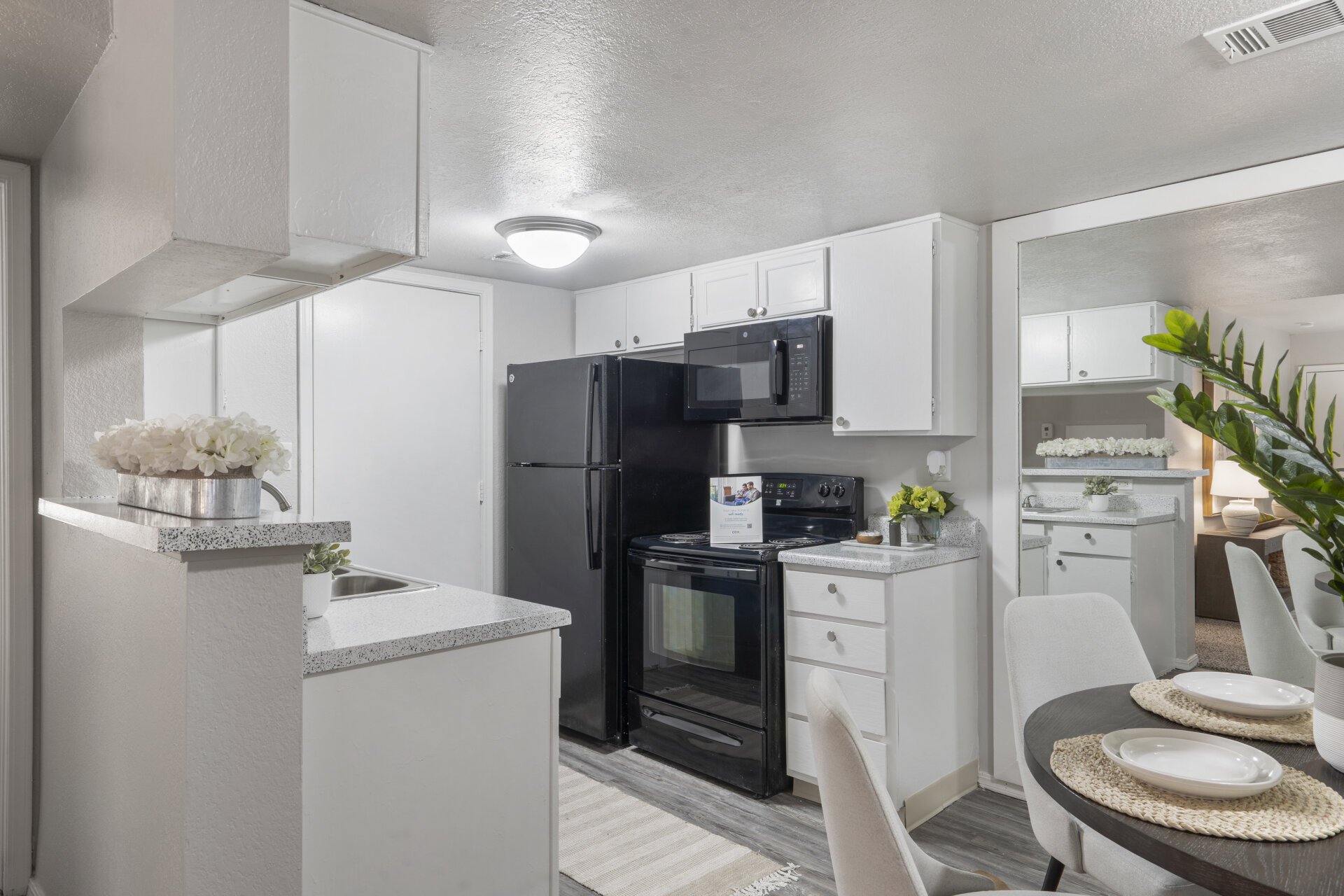 Tulsa, Oklahoma Upscale Apartment Features & Amenities