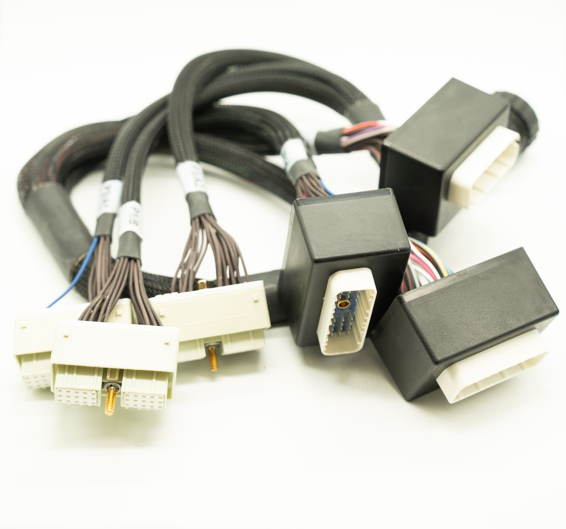 Custom Cable Assemblies | Cable Connection