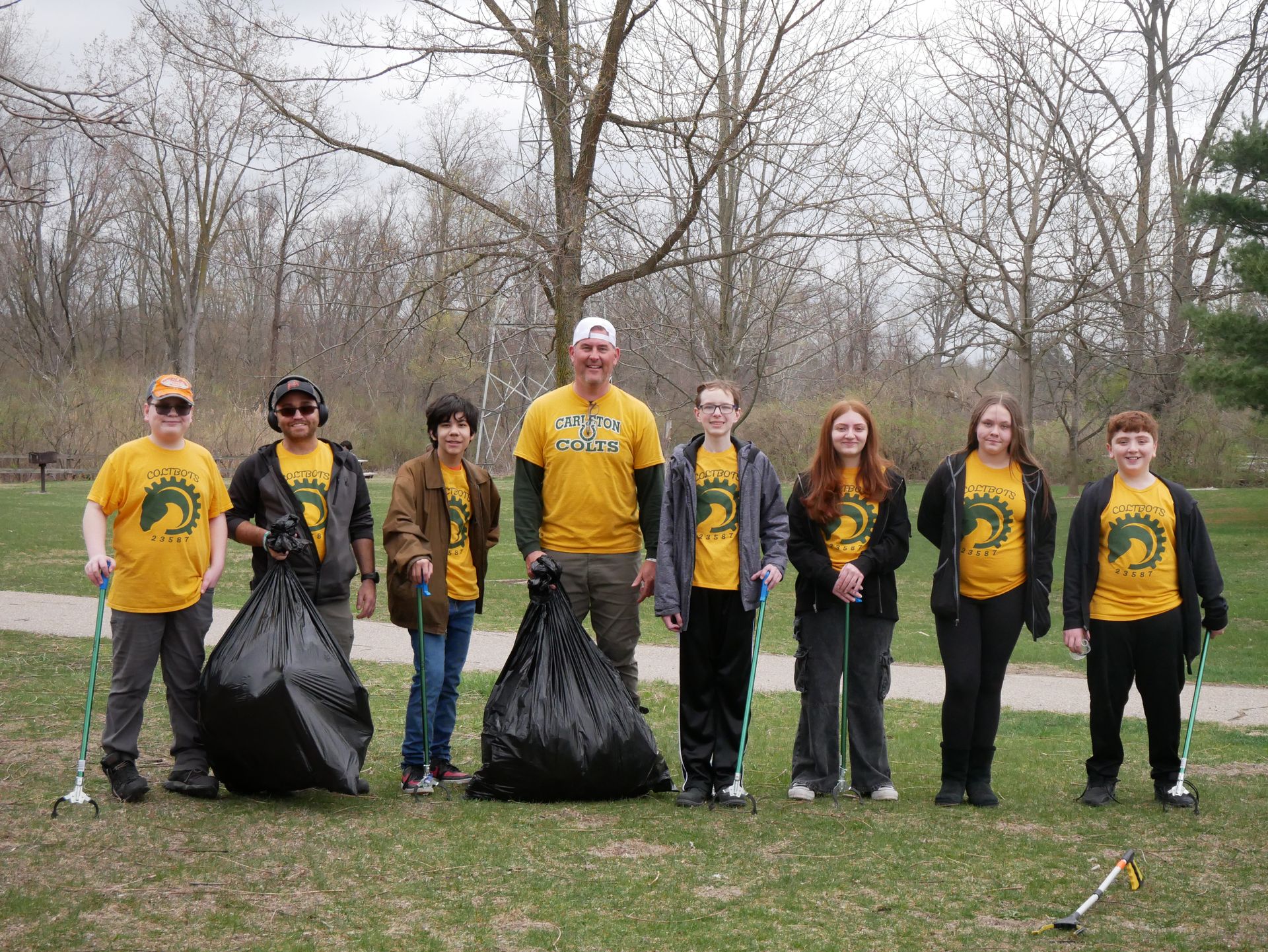 MUCC celebrates a successful Clinton River Cleanup