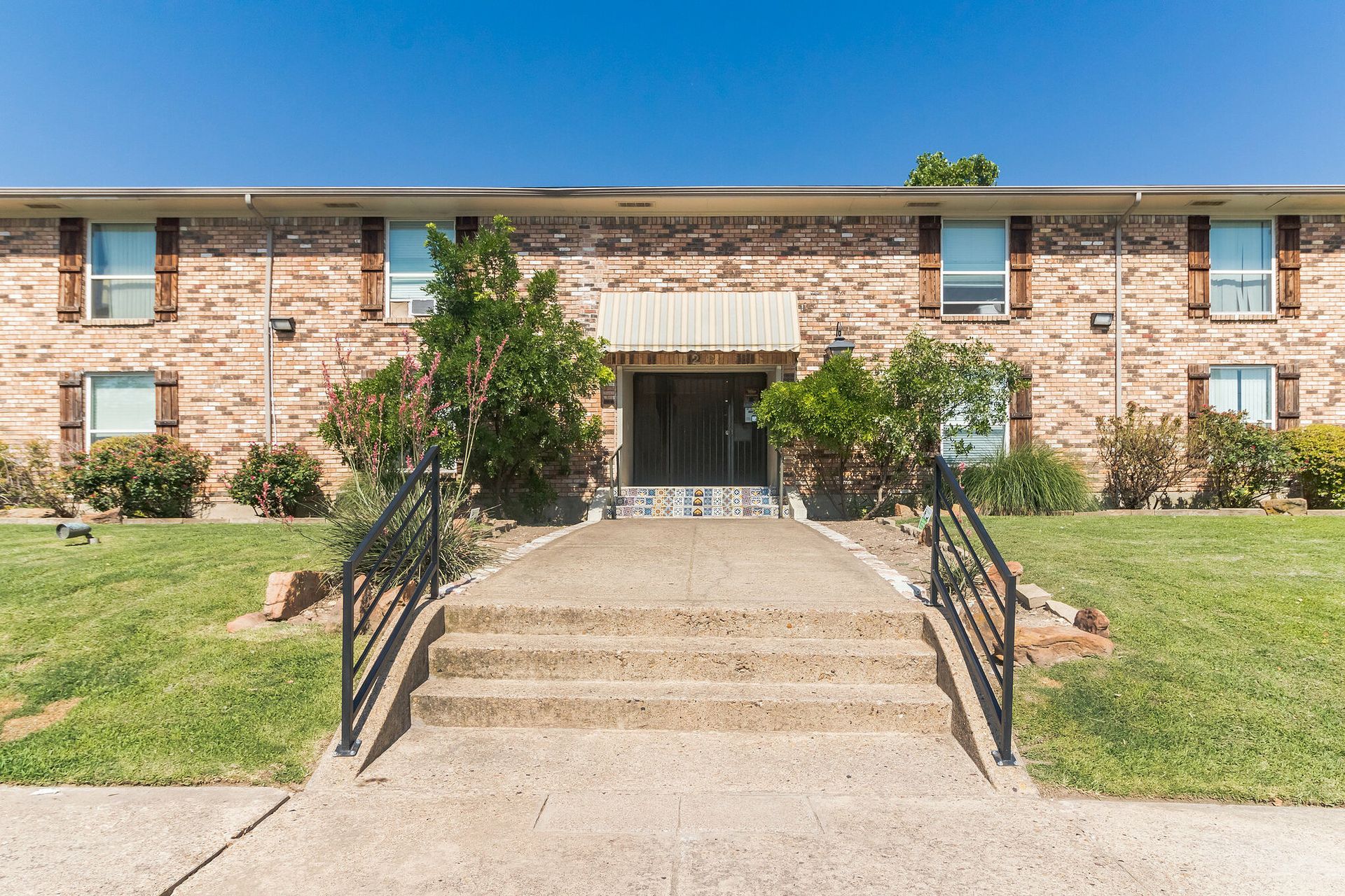The Addison Apartments | Home Page