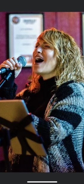 Vocal harmonies with an 60's twist | What About Jane Band