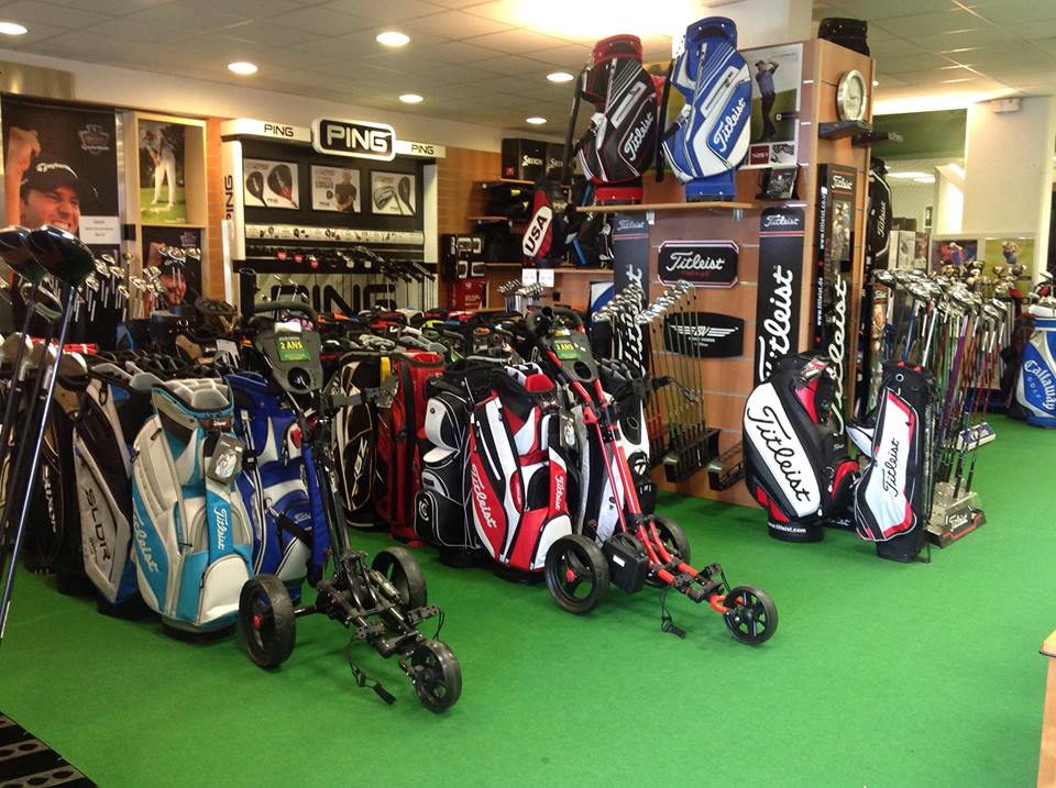 Envoyez nous un message, contactez-nous!- Golf Distribution