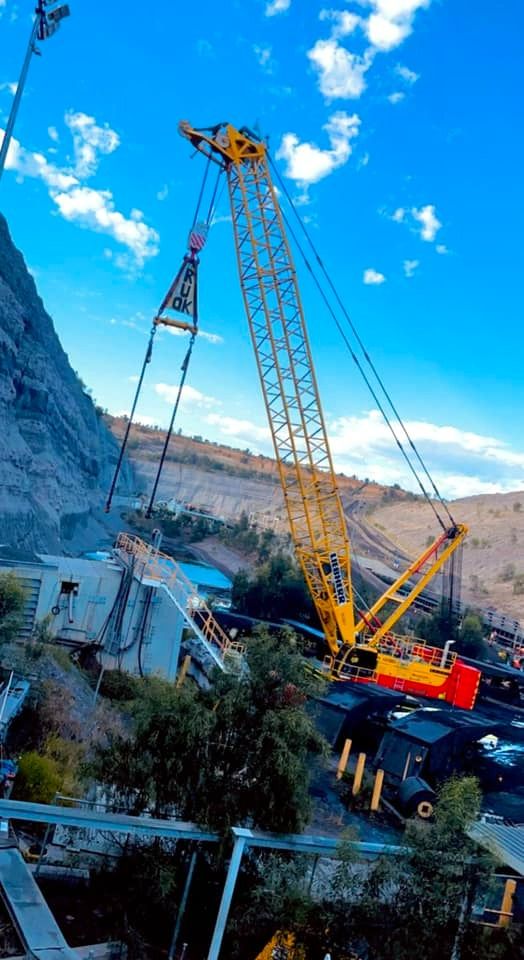 Crawler Crane Hire Moranbah | SureLift Crane Hire