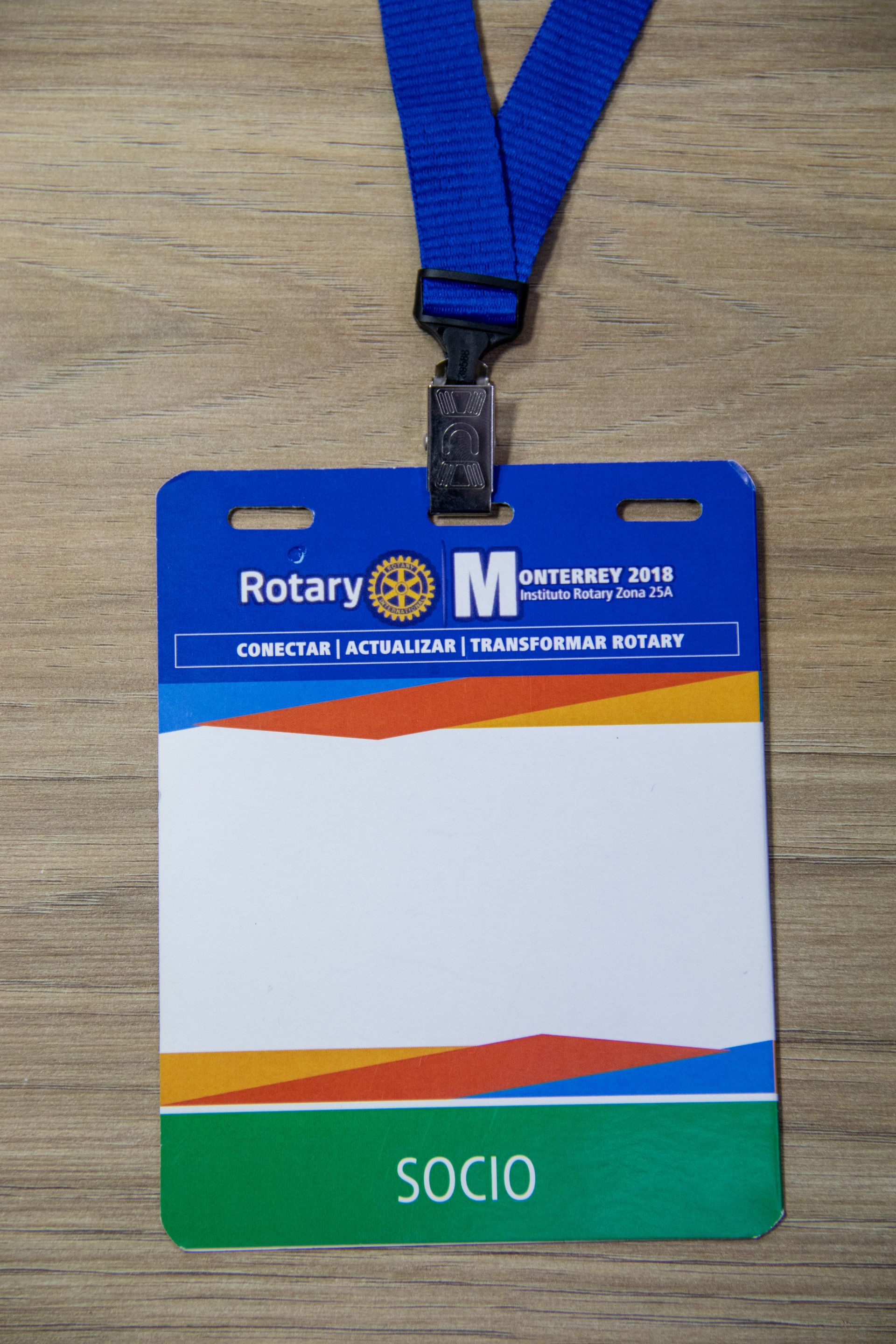 Uso de gafete: Cómo realizar el evento corporativo perfecto con Geformas