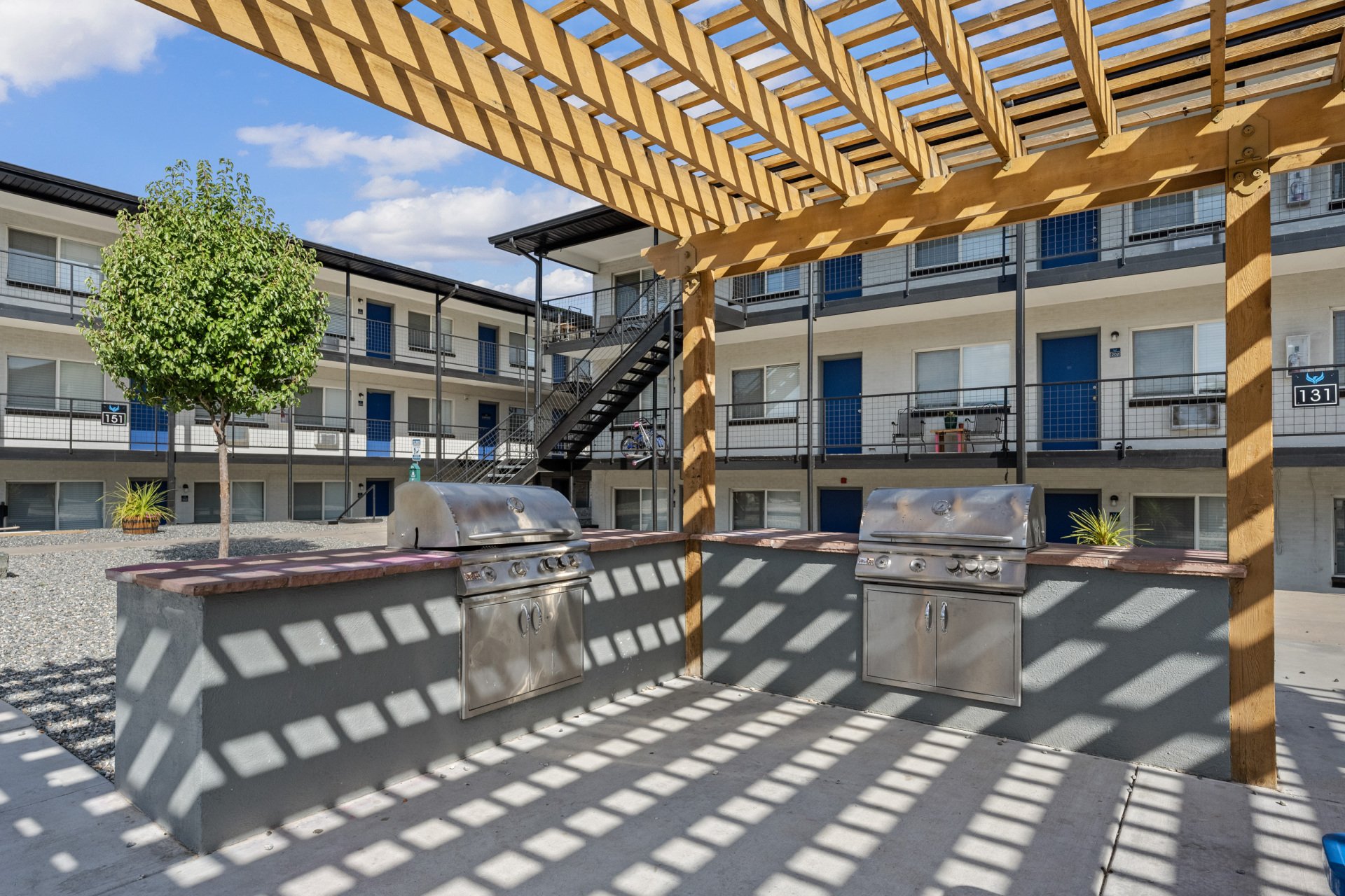 The Phoenix Apartments | Live near Downtown Brighton
