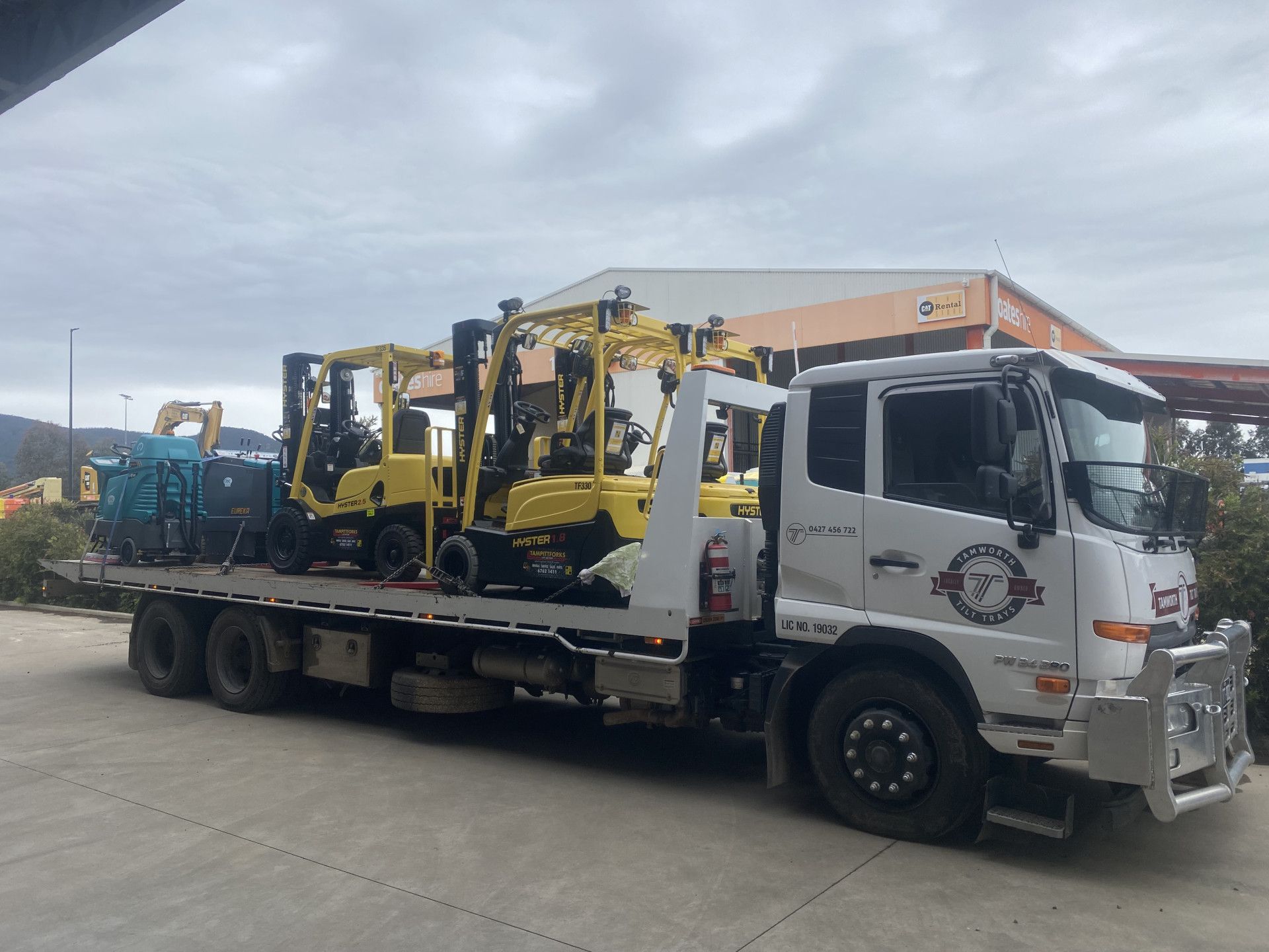 Shipping Container Transport in Tamworth | Tamworth Tilt Trays